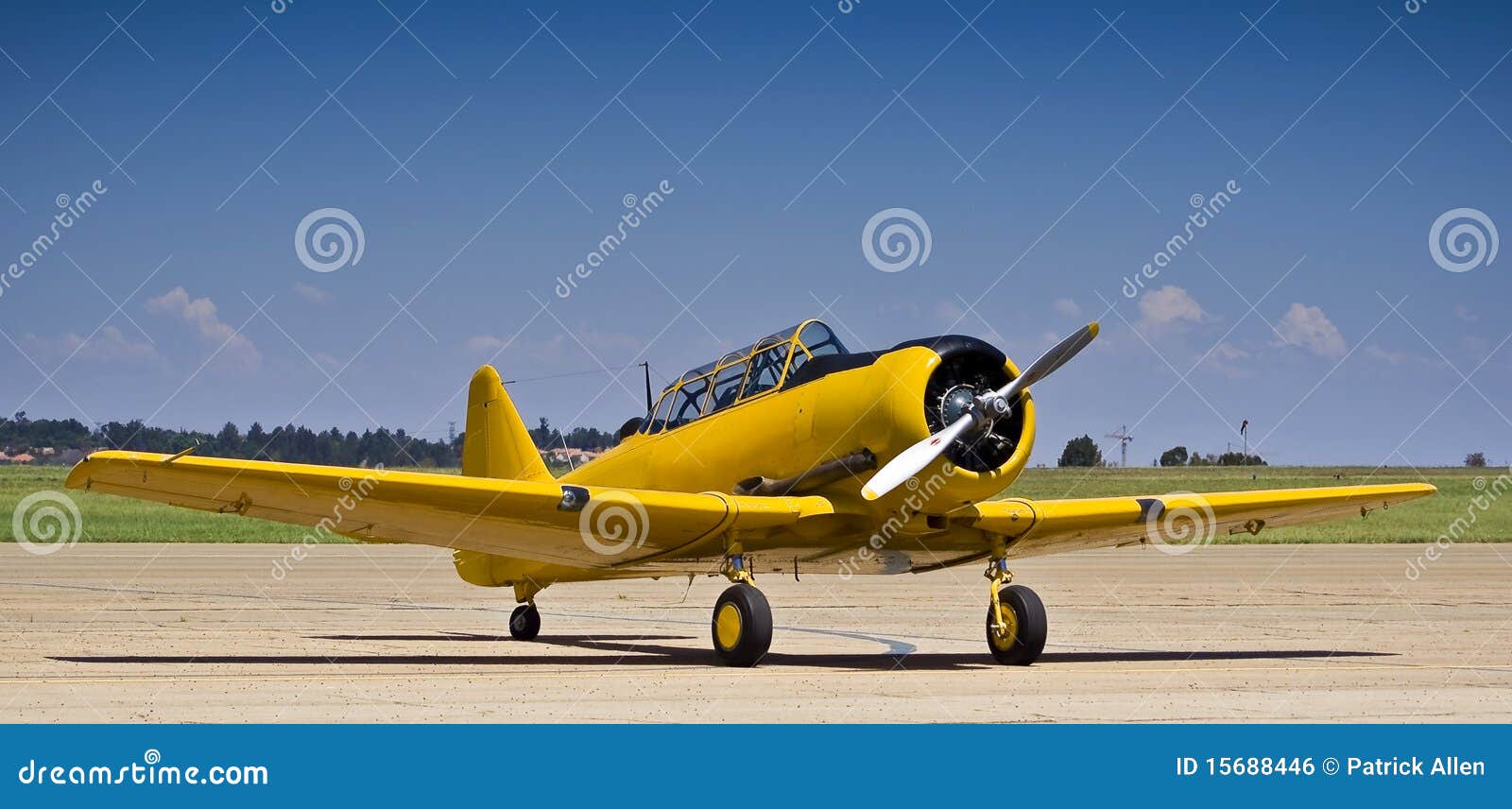North American at-6 Harvard Stock Photo - Image of flight, avionics ...