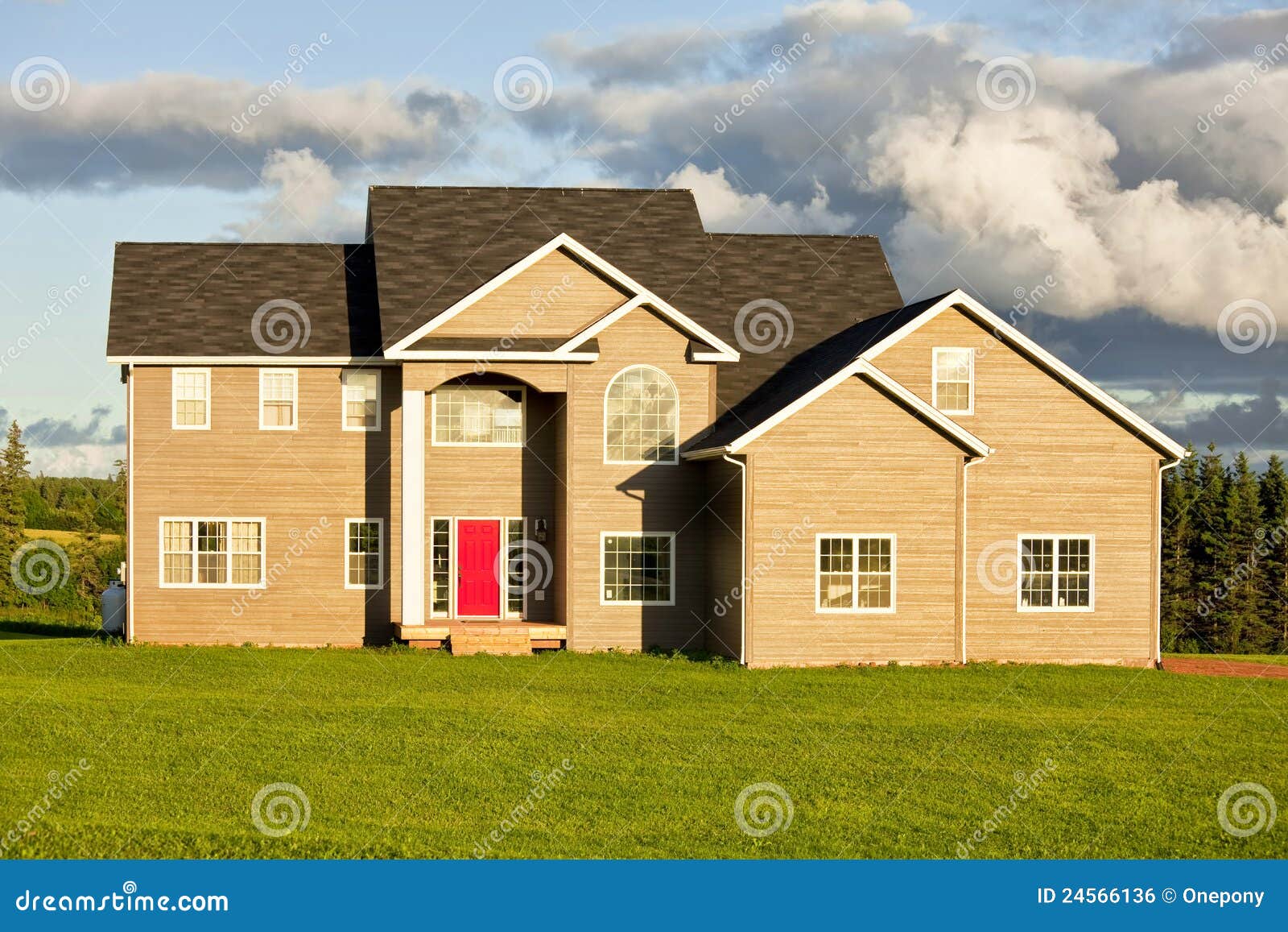 North American Country House Stock Photo - Image of real, countryside ...