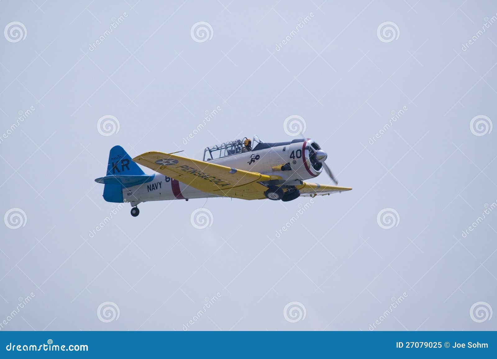 North American SNJ-4 editorial image. Image of reading - 27079025