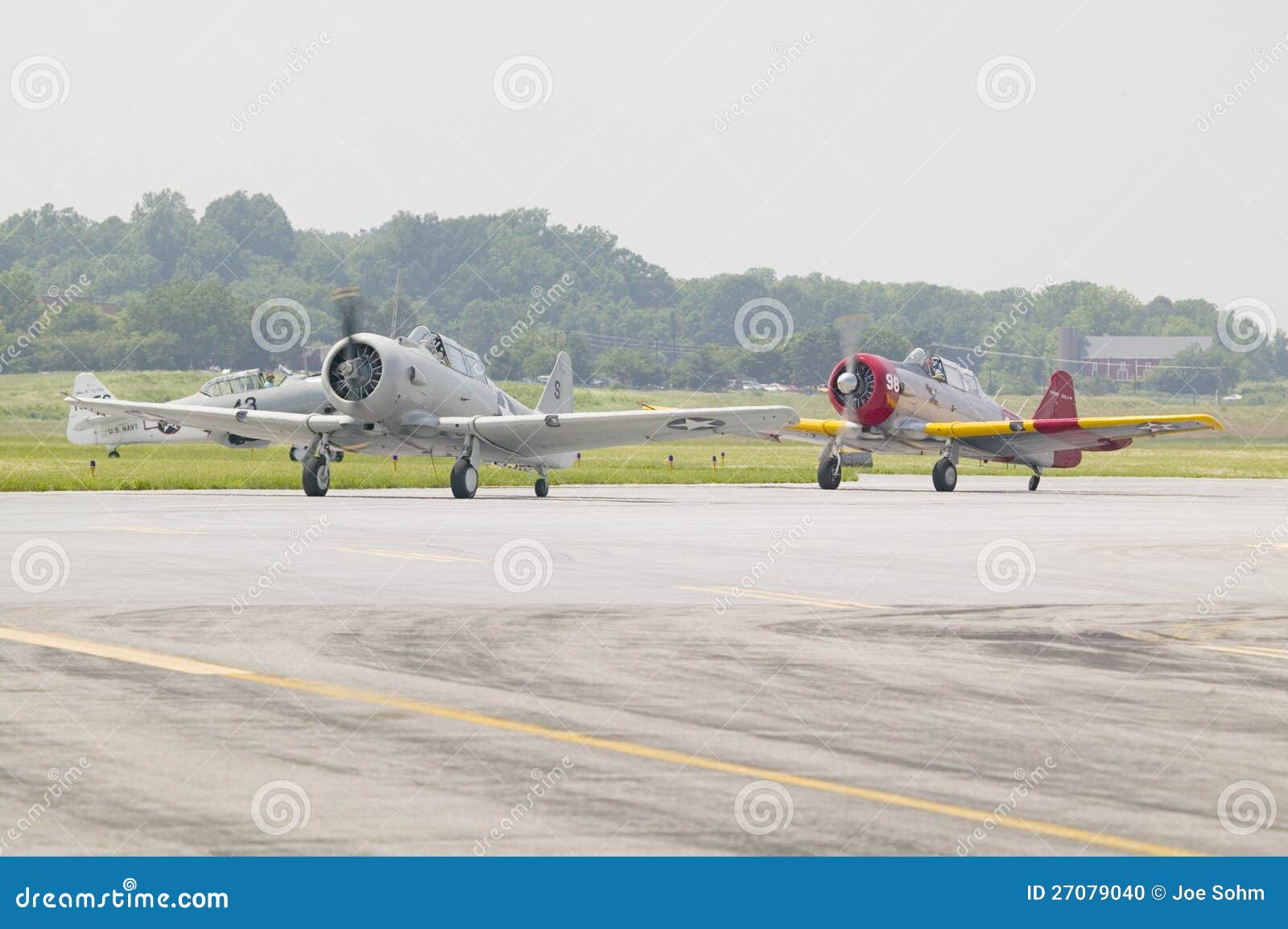 North American SNJ-4 and SNJ-6 Fighter Plane Editorial Image - Image of ...