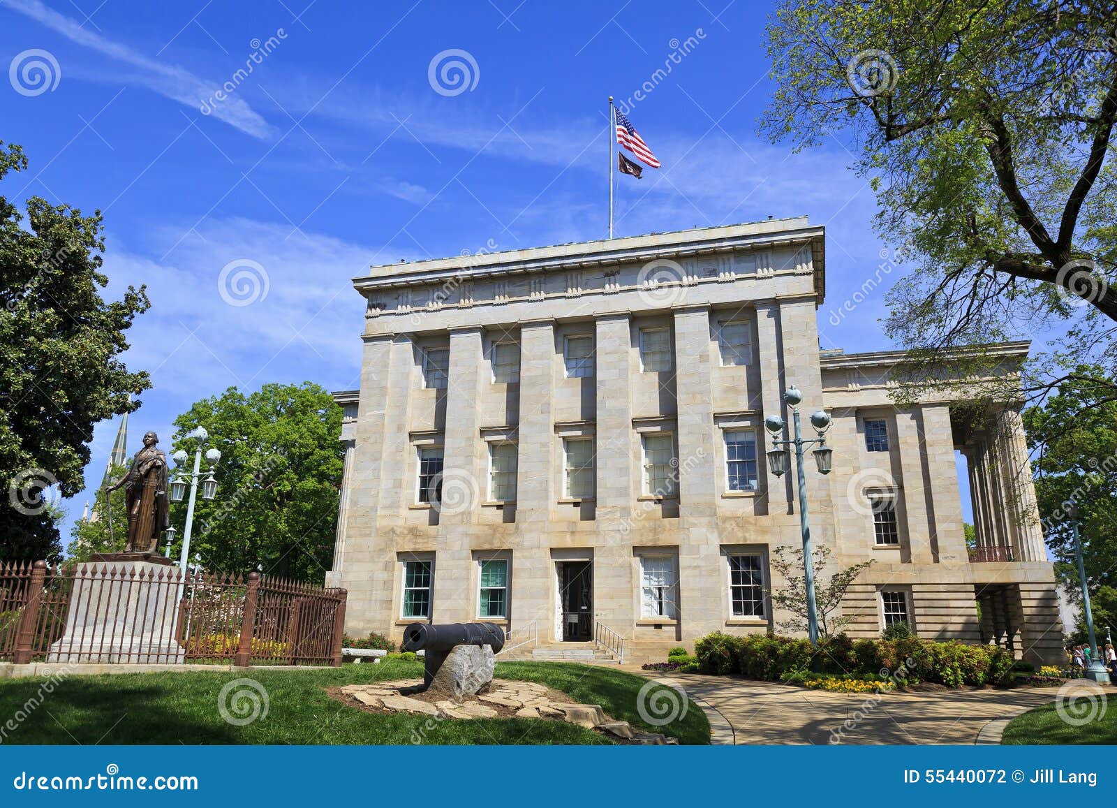 North Carolina State Capitol Building Editorial Photography - Image of ...