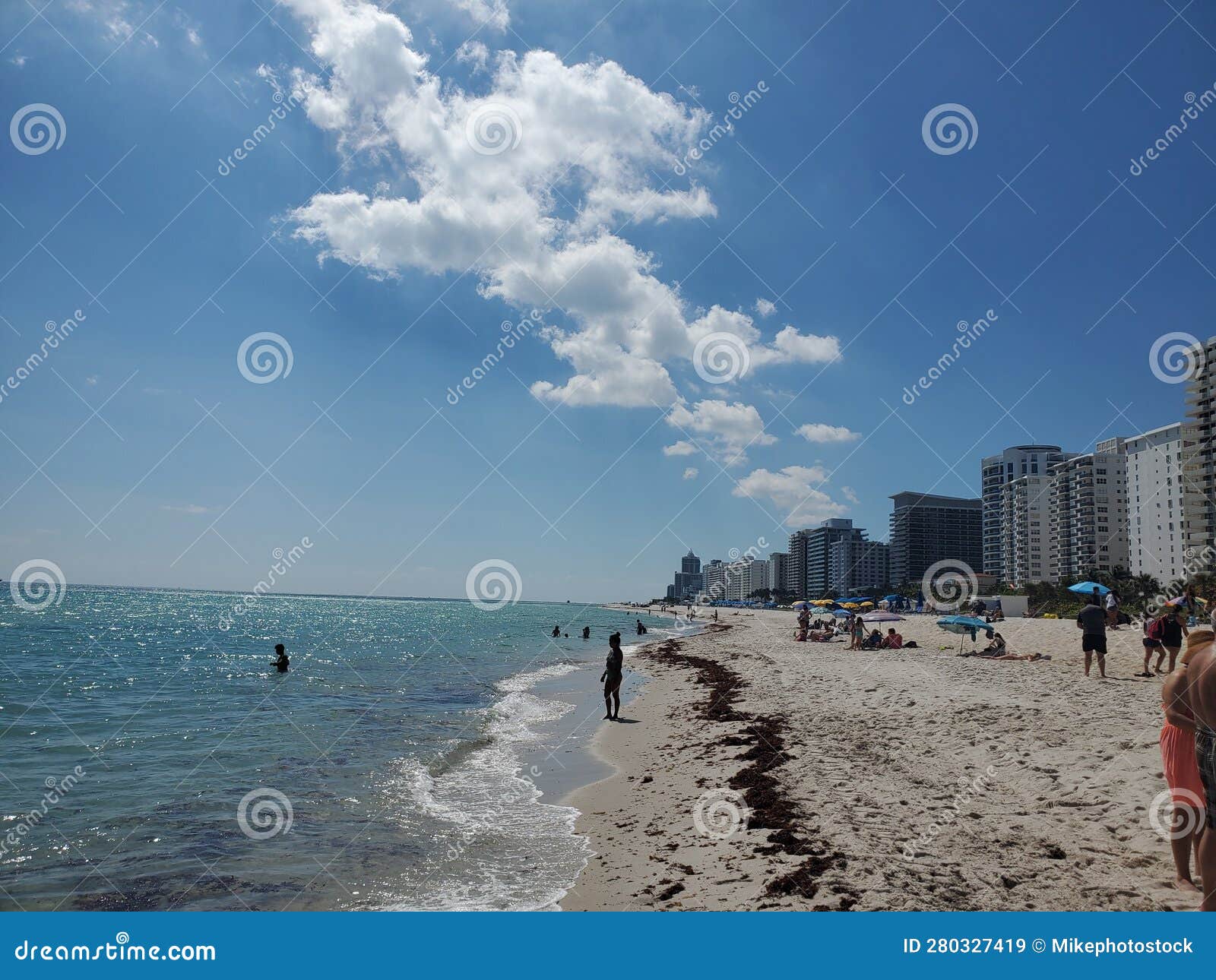 North Miami Beach and Atlantic Ocean Editorial Stock Image - Image of ...