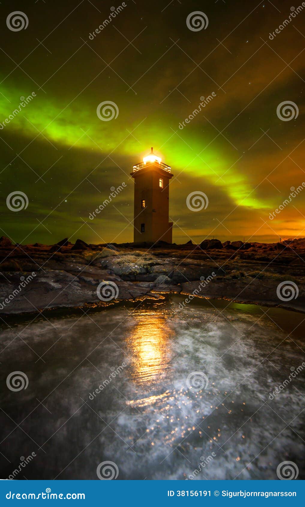 Northern Lights Above Lighthouse Stock Image - Image of green, copy ...