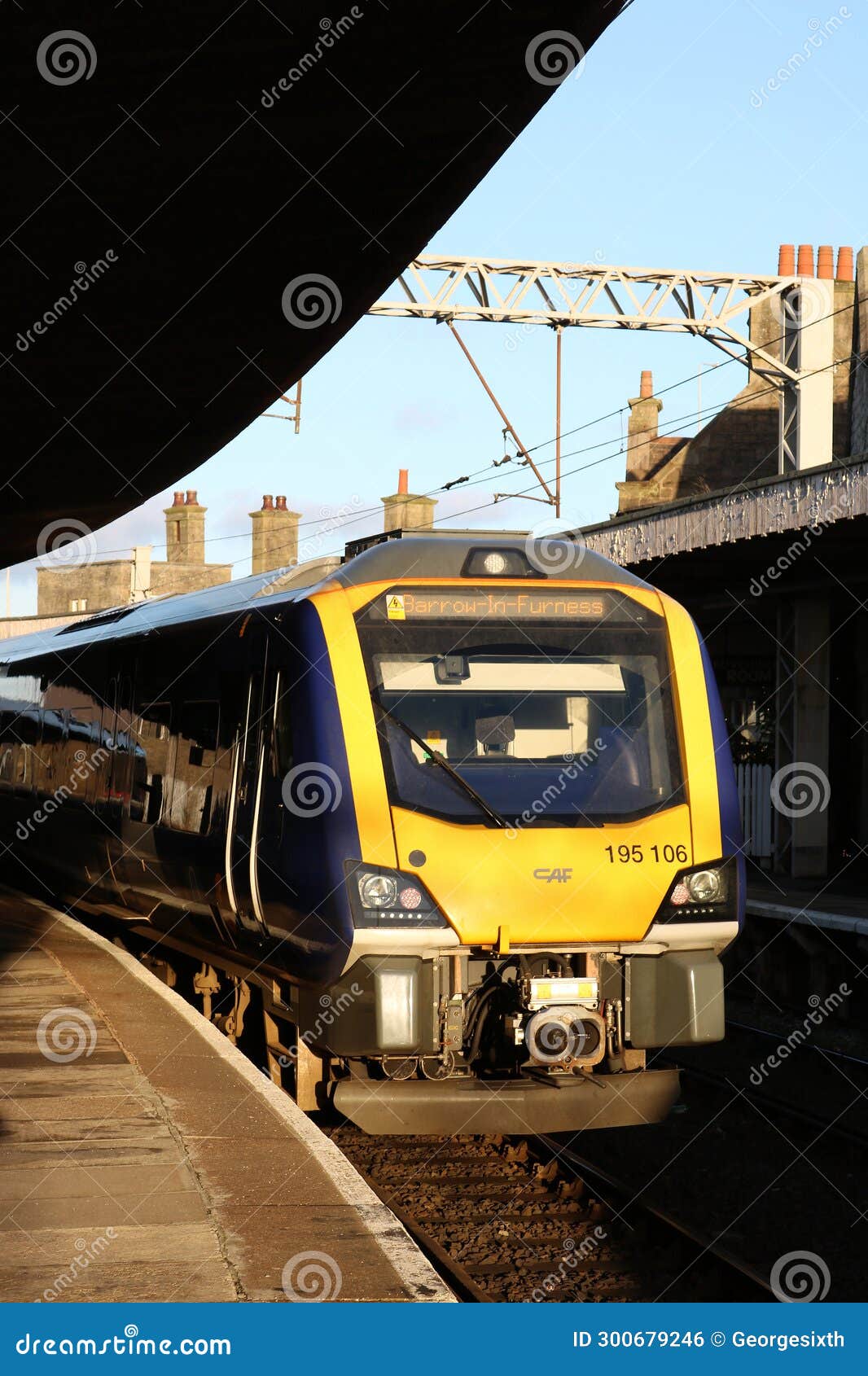Northern Express Sprinter Dmu Carnforth Station Editorial Photo ...