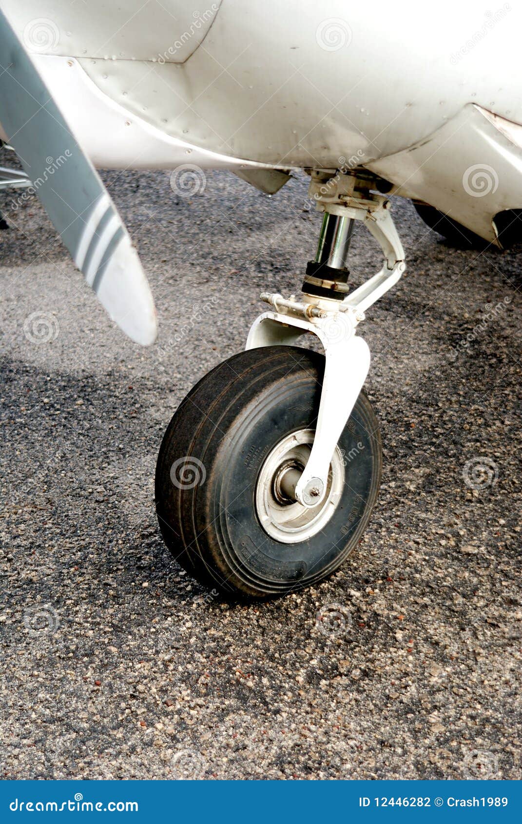 Nose Landing Gear stock photo. Image of strut, canopy - 12446282