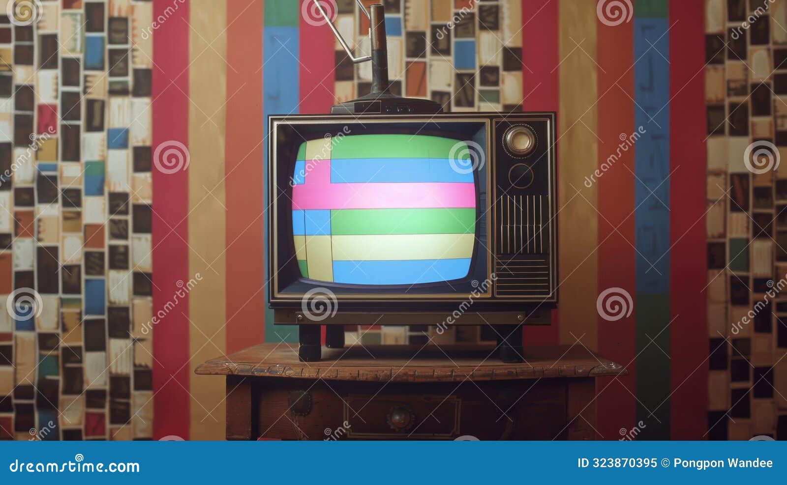 Nostalgic Vintage TV Test Pattern with Colored Bars on a Retro Screen ...