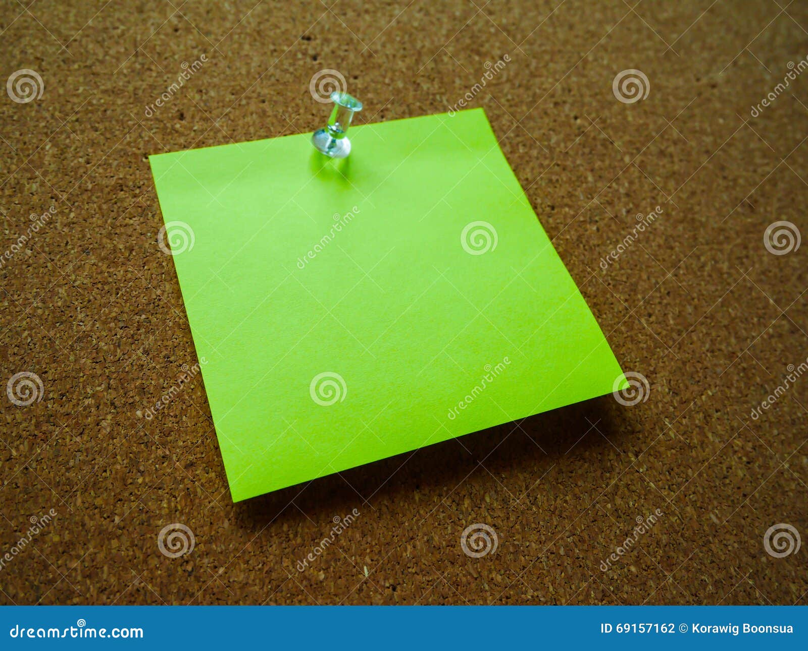 Nota de post-it verde foto de archivo. Imagen de importante - 69157162