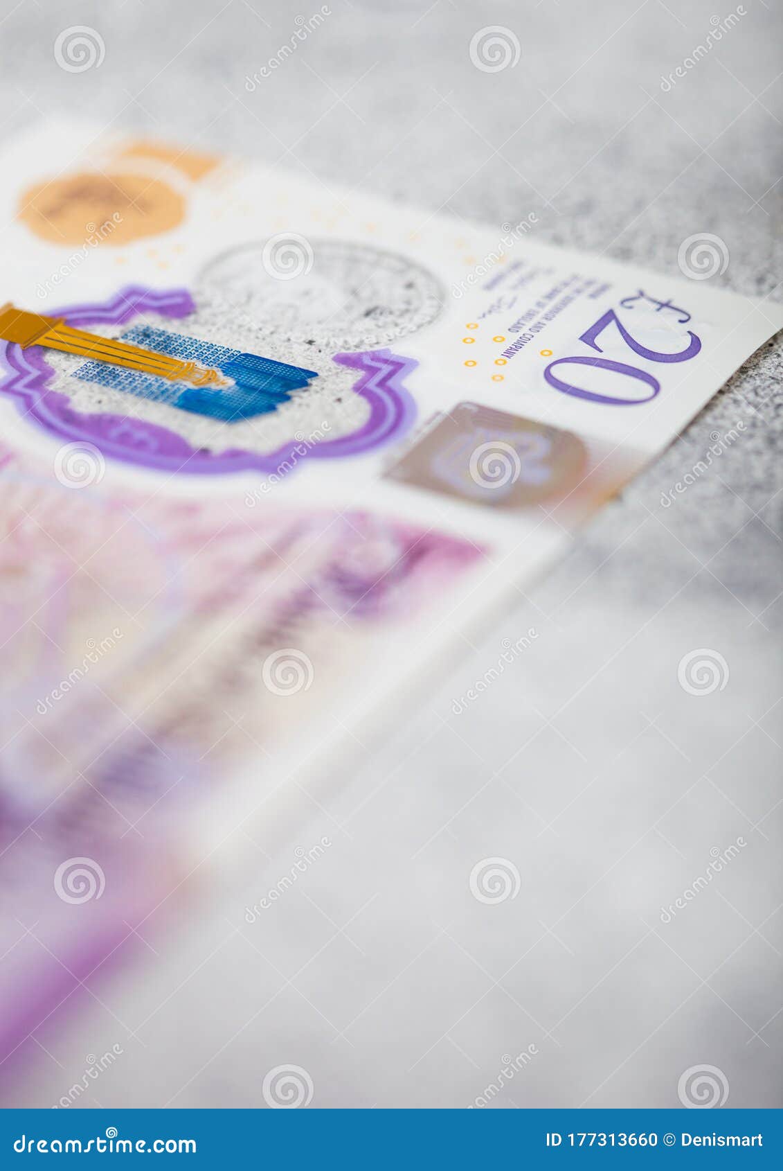 Nota De Vinte Libras Fechada Sobre Fundo Leve Imagem Editorial - Imagem ...