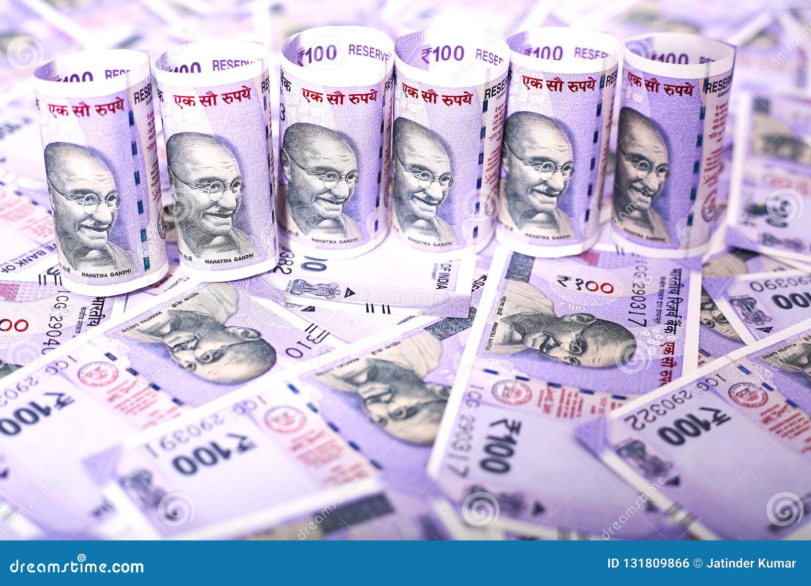 Nota Indiana De Uma Moeda De 100 Rupias Foto de Stock - Imagem de moeda ...