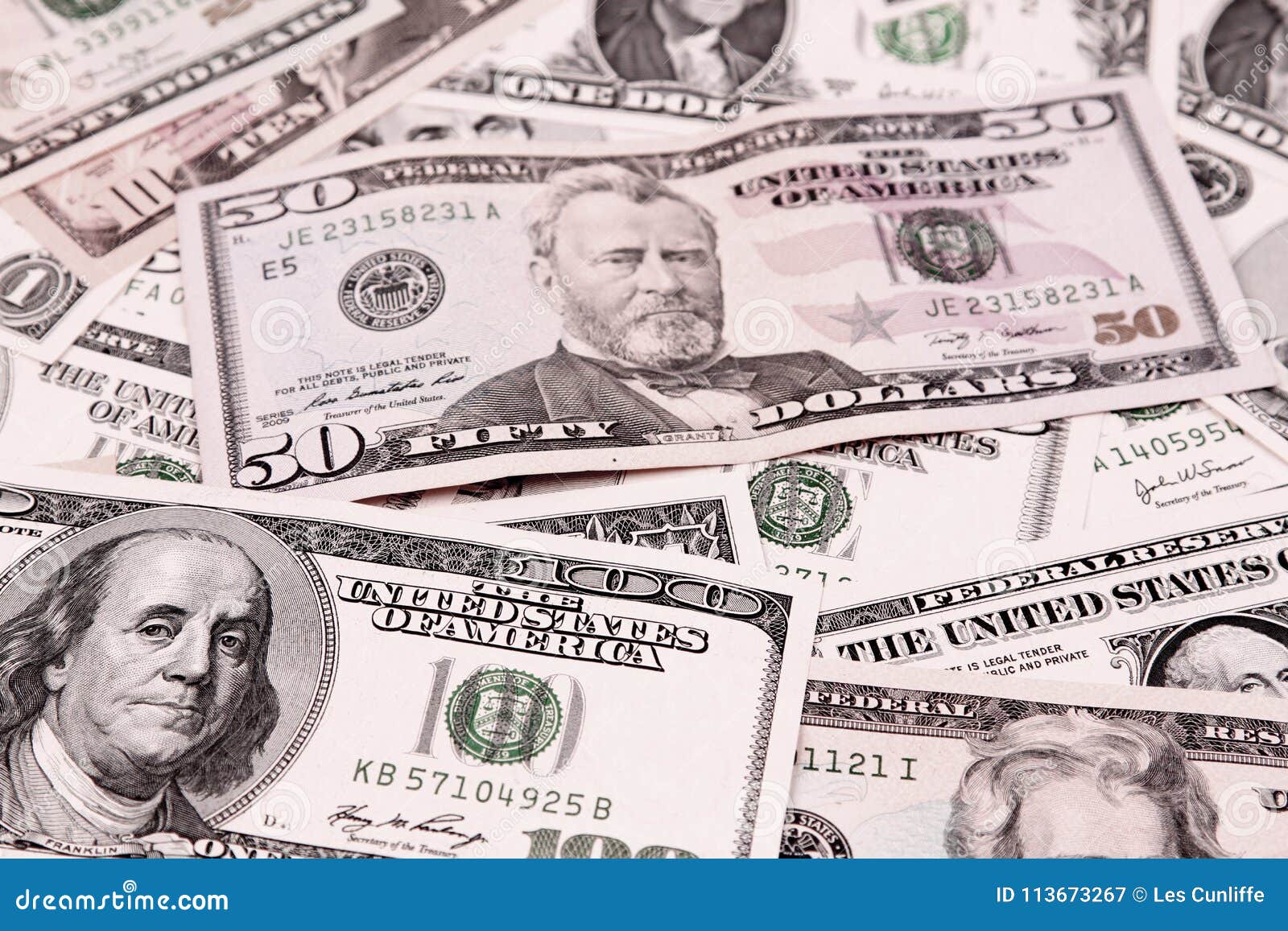 Notas de banco americanas imagem de stock. Imagem de economia - 113673267