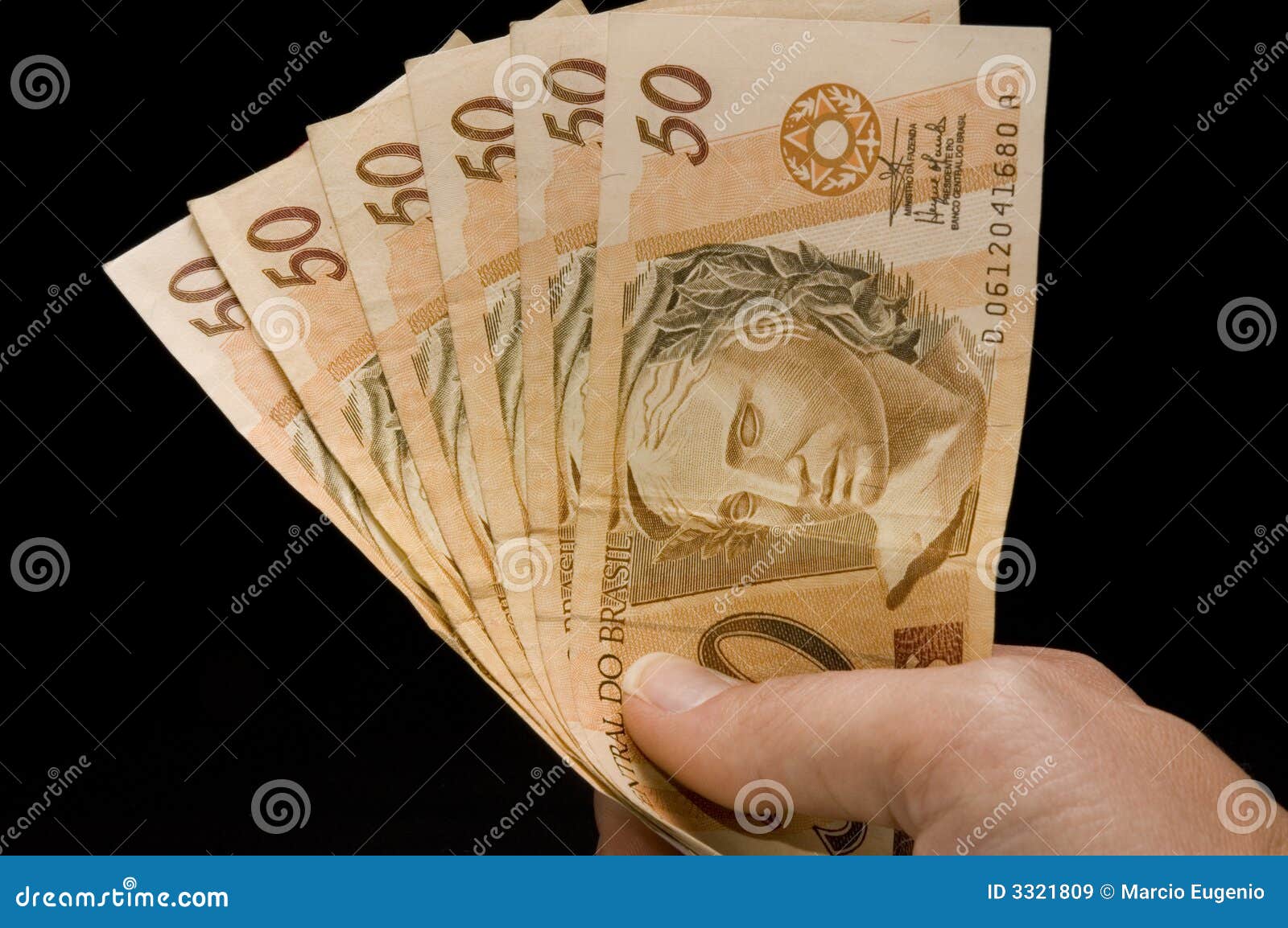 Notas reais brasileiras imagem de stock. Imagem de federal - 3321809