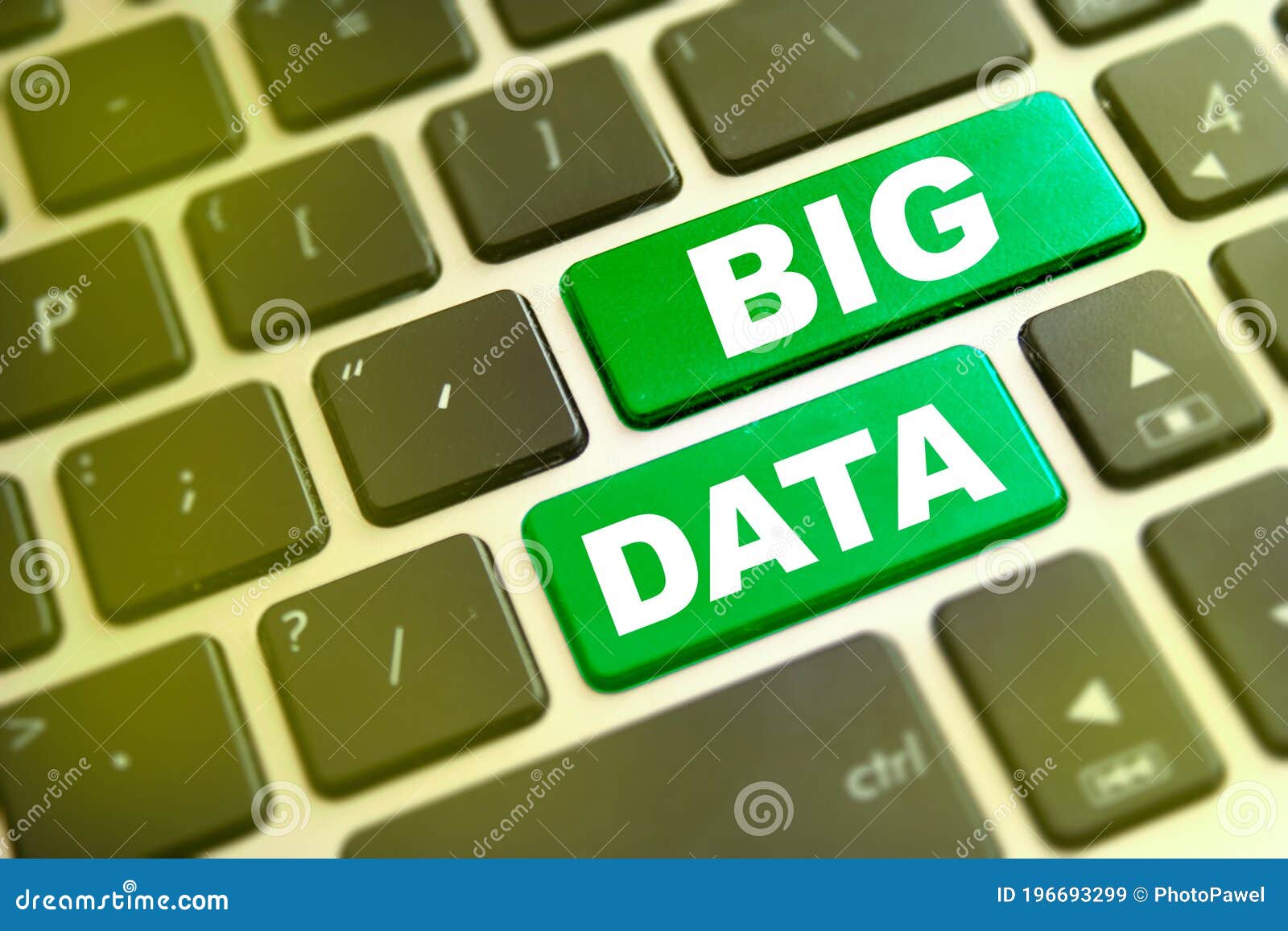 Note BIG DATA Writting on Green Button on Computer Keyboard. Big Data ...