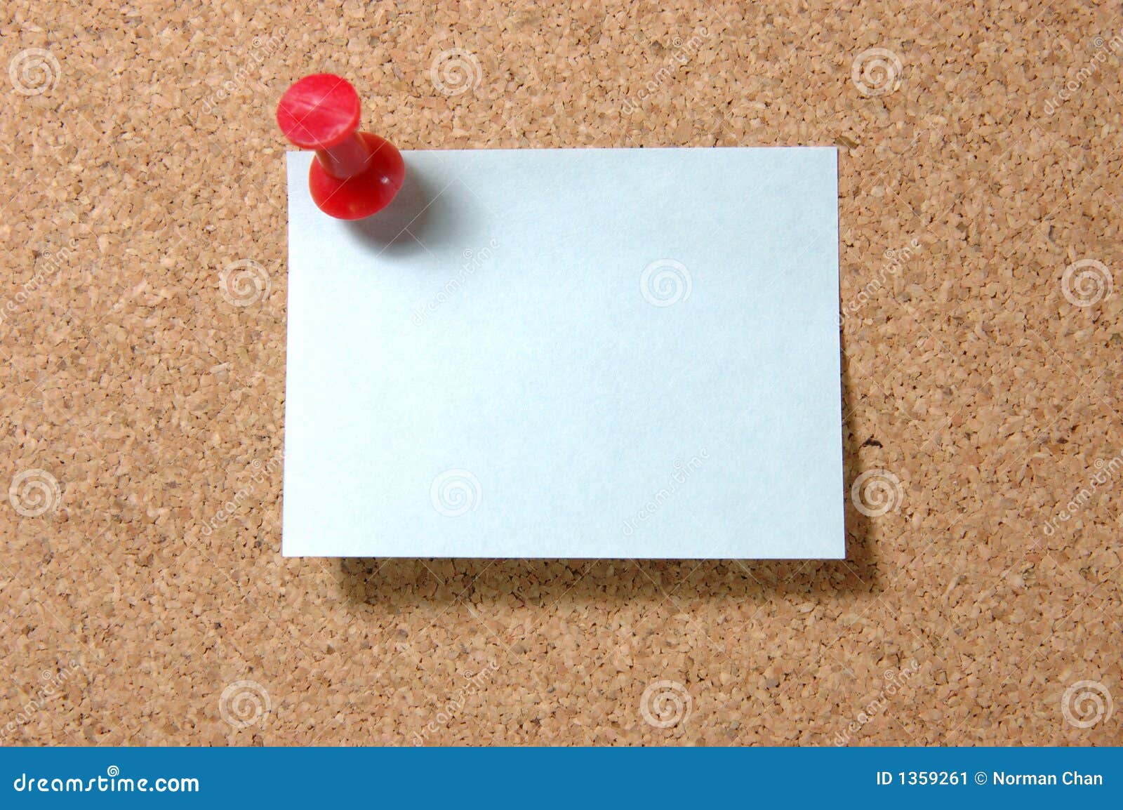Note De Post-it Avec La Punaise Sur Le Corkboard Image stock - Image du ...