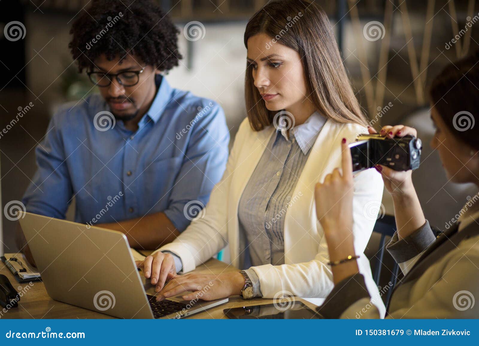 Note each working moment stock image. Image of african - 150381679