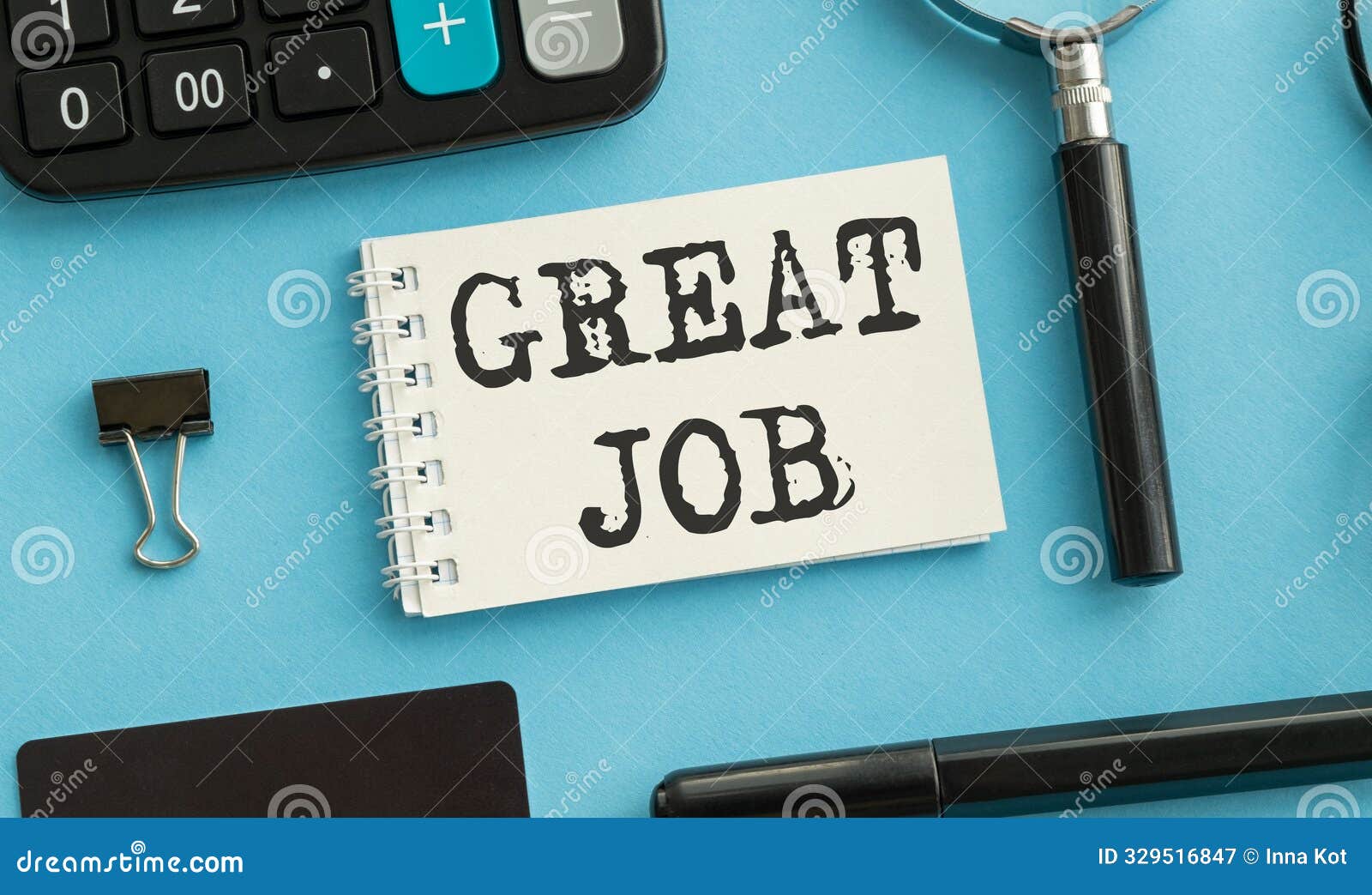 Note with Great Job Text on a Blue Background. Appreciation Concept ...