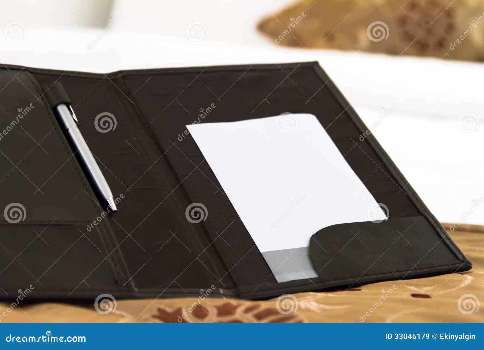 Note in Hotel Room stock image. Image of canvas, suite - 33046179