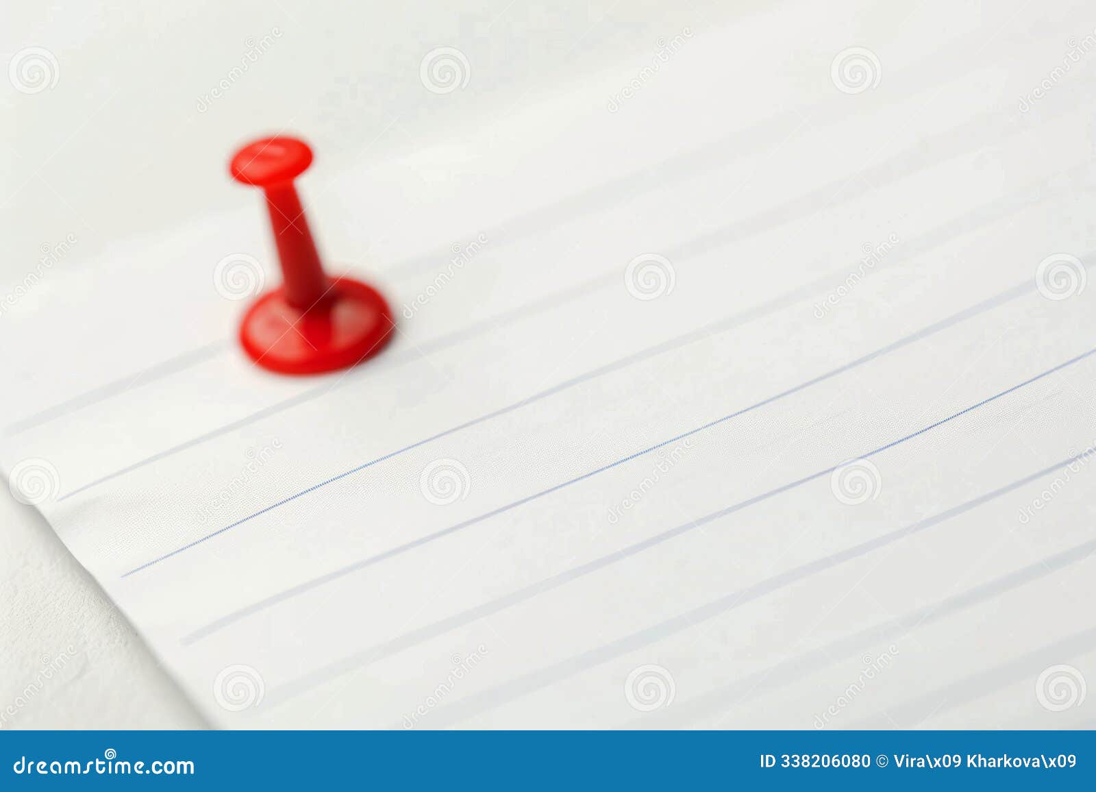 Note Paper with a Red Push Pin. Blank Notebook Page Stock Illustration ...