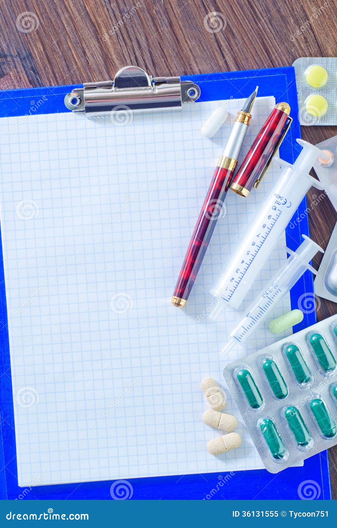 Note and pills stock image. Image of fallen, powerful - 36131555