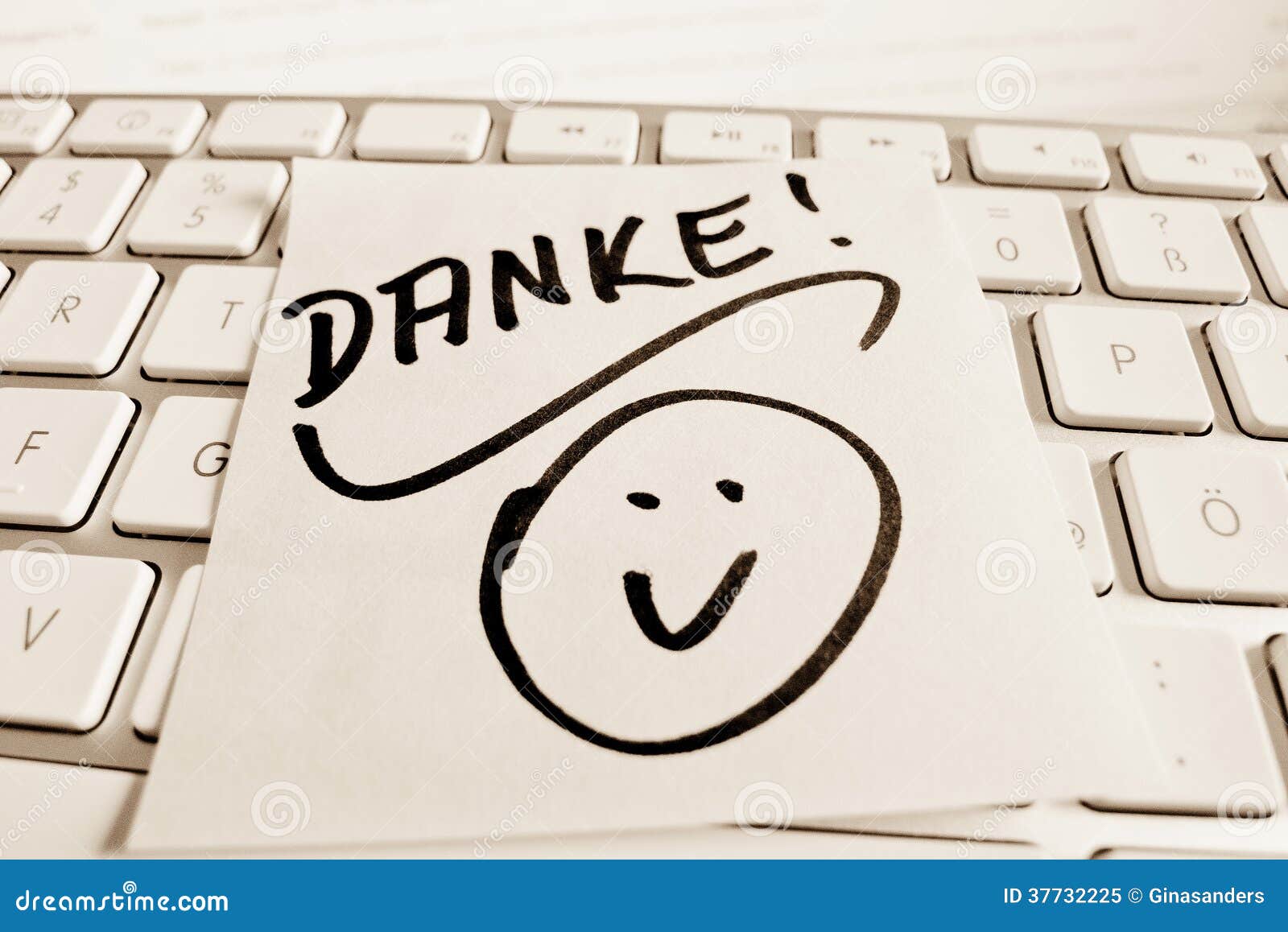 Note Sur Le Clavier D'ordinateur : Merci Image stock - Image du ...