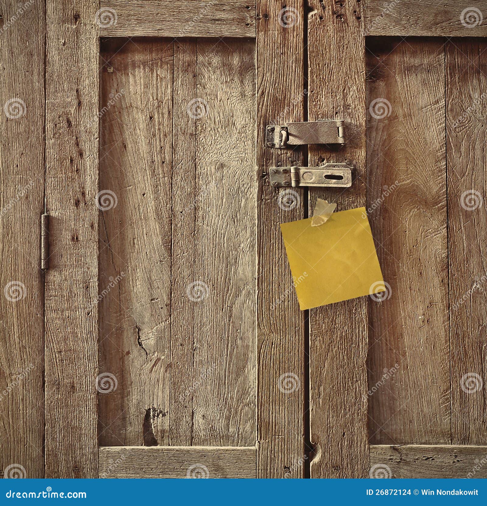 Note on wood door stock photo. Image of paper, lock, doorway - 26872124