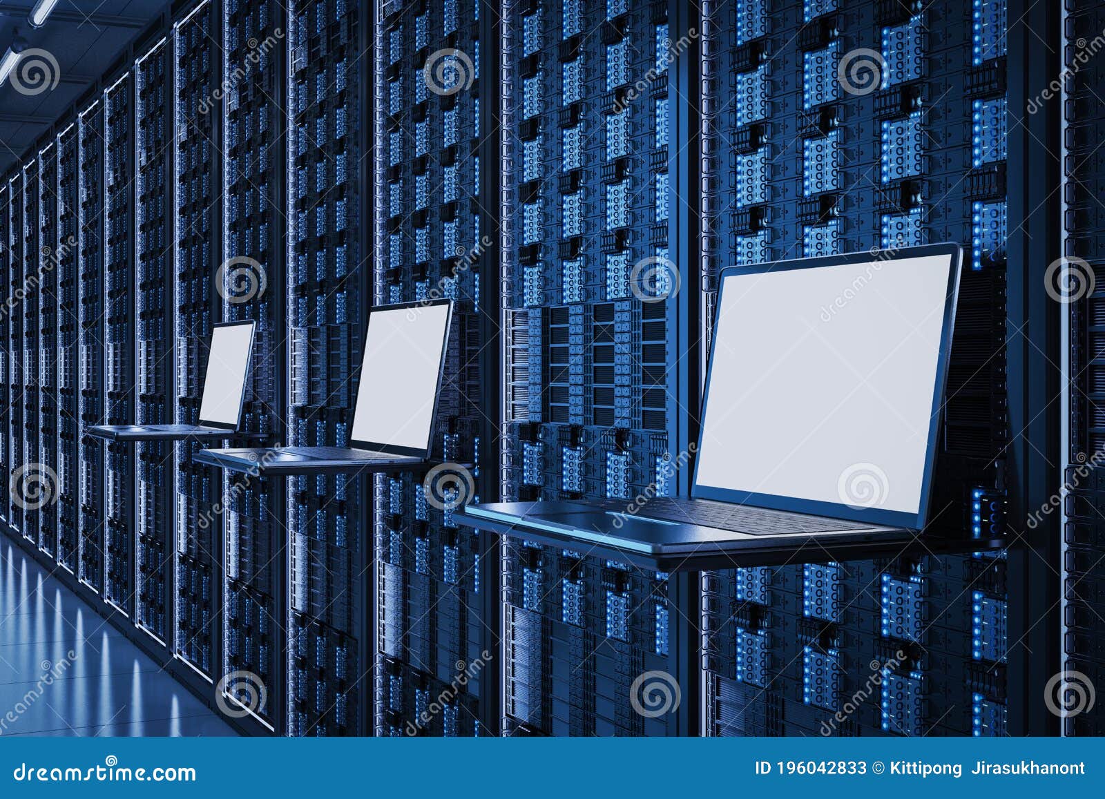 Notebook De Computador Na Sala De Servidores Ilustração Stock ...