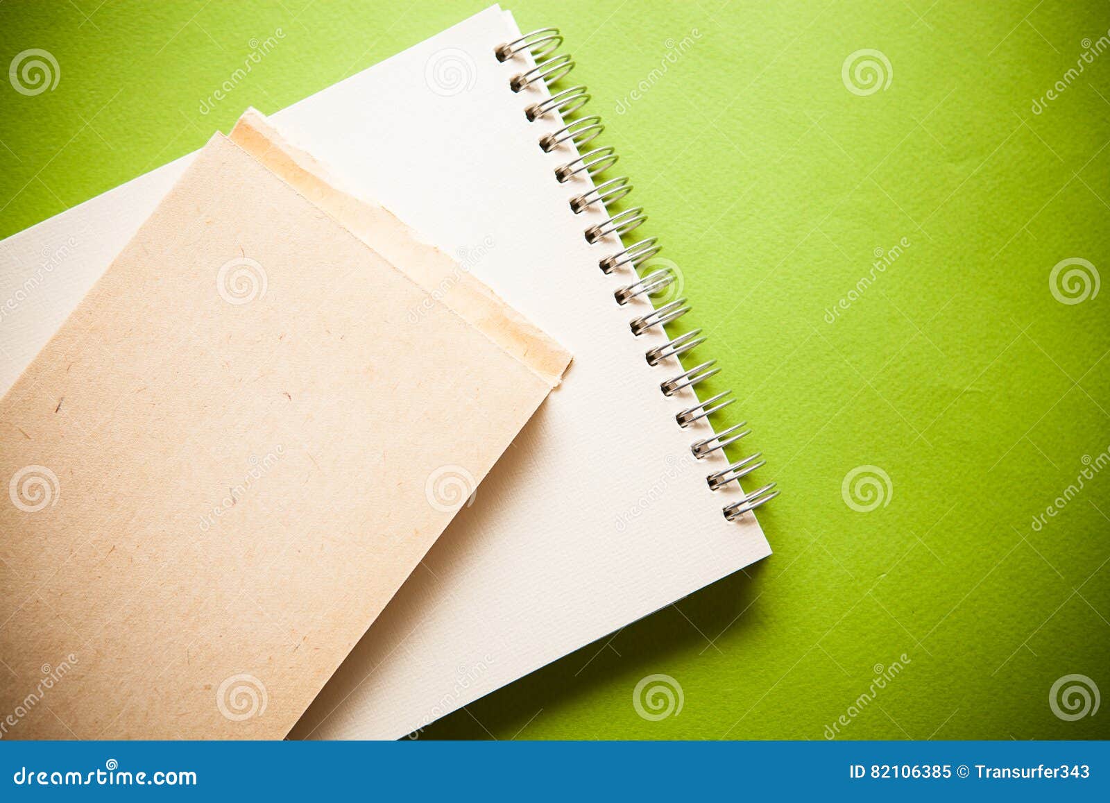 Notebook on Green Background Stock Image - Image of reminder, space ...