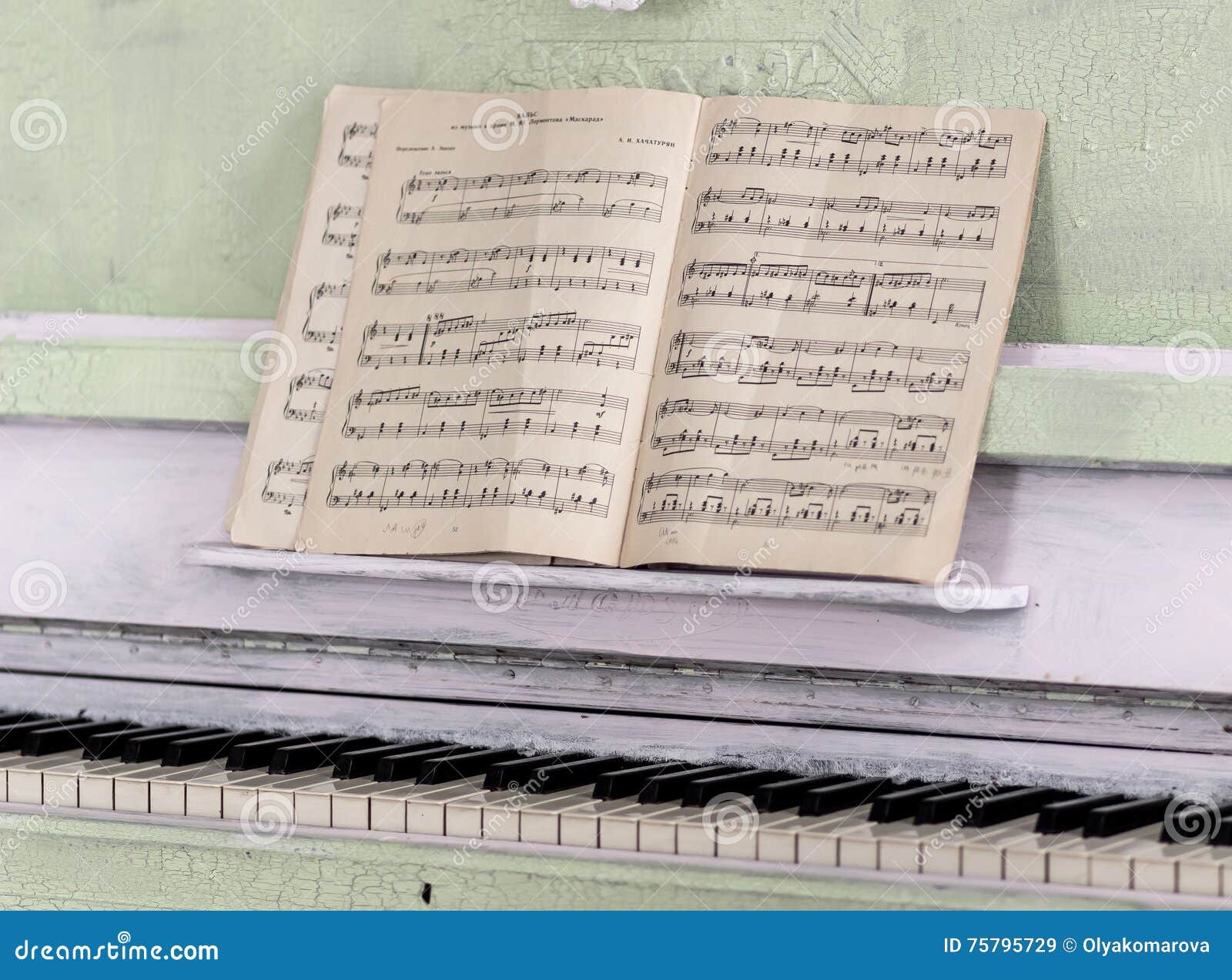 Notebook for Notes on the Piano Stock Image - Image of concert, page ...