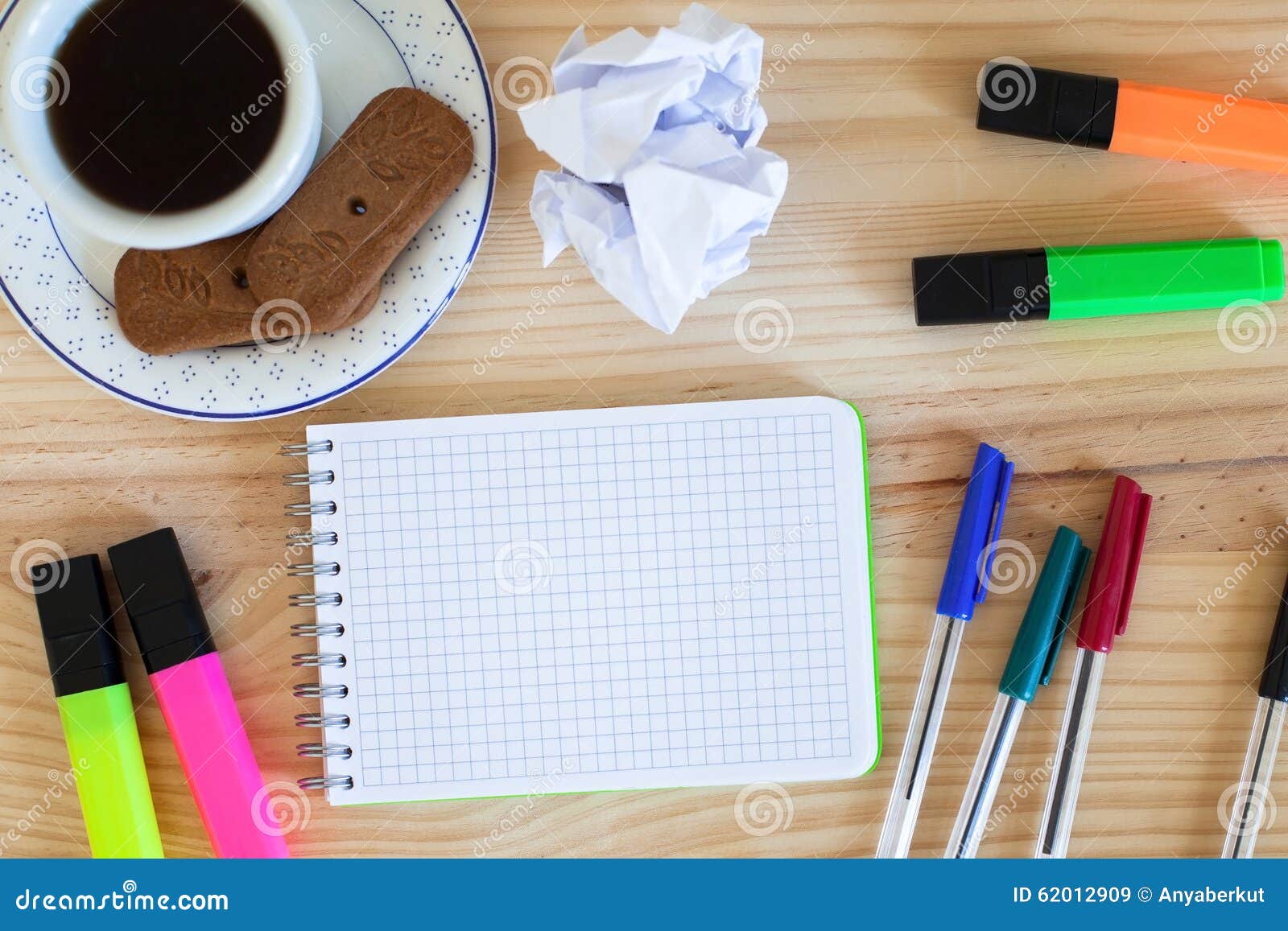 Notepad and Colorful Markers Stock Image - Image of markers, objects ...