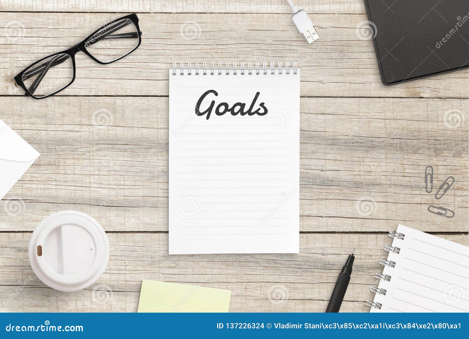 Notepad with Goals Text in Header. Empty Page for Goals List Stock ...