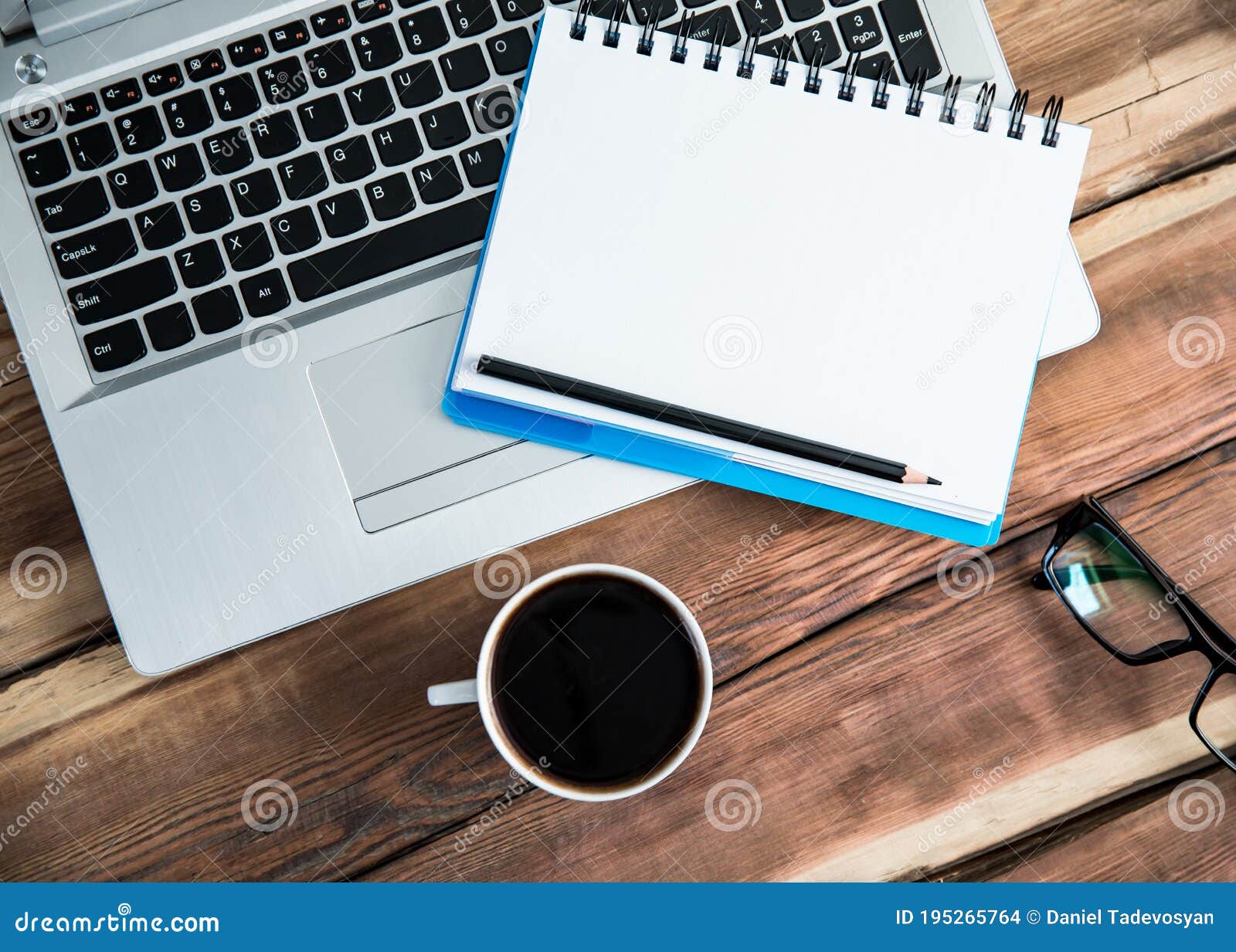 Notepad on keyboard stock photo. Image of computer, white - 195265764
