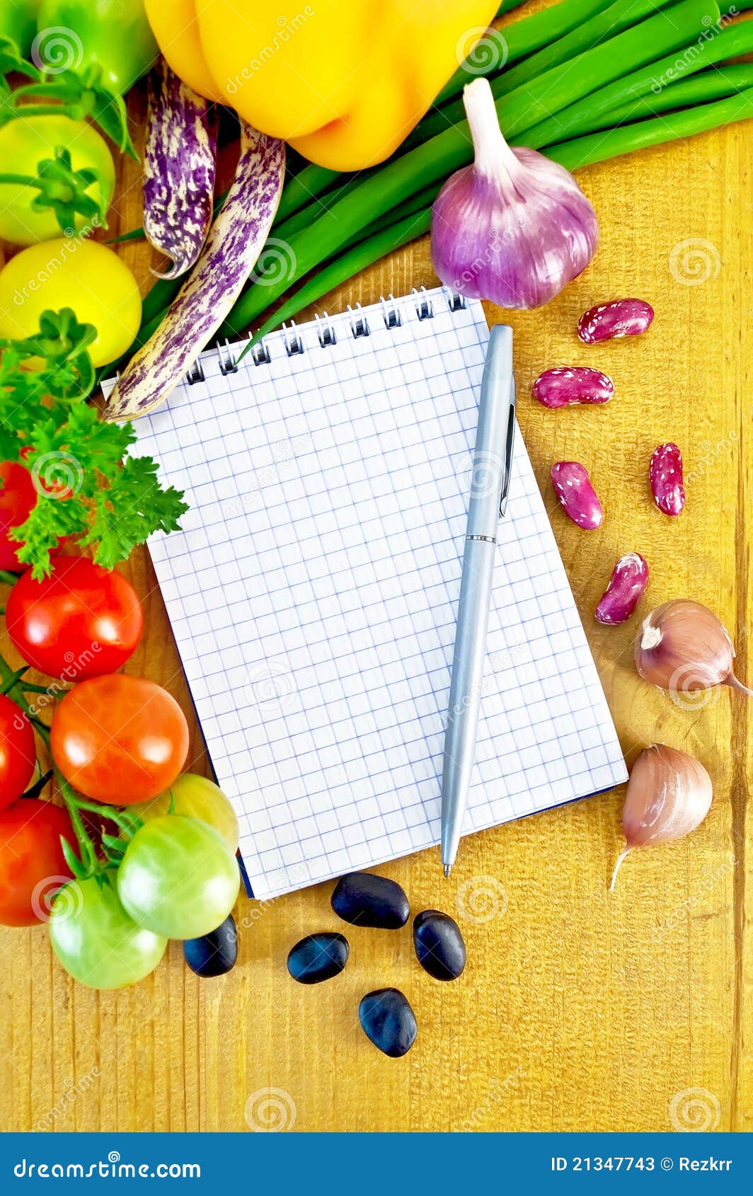 Notepad with vegetables stock image. Image of board, kitchen - 21347743
