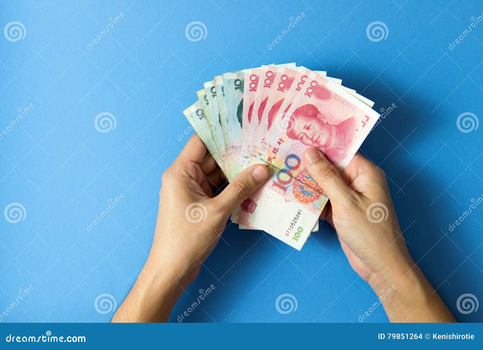 Notes De Devise De Yuans De La Chine Photo stock - Image du paiement ...