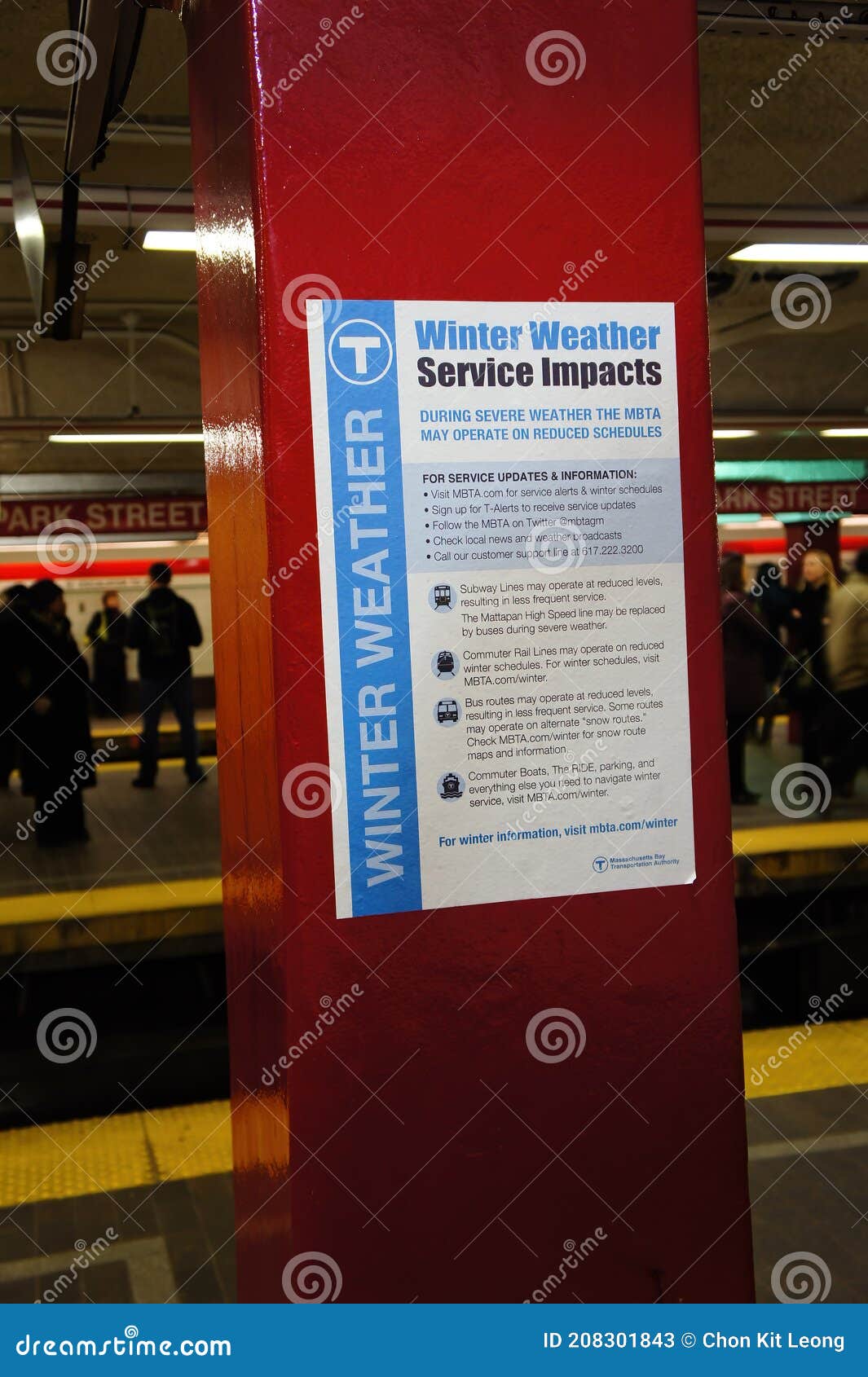 Notice in a Subway station editorial stock photo. Image of line - 208301843