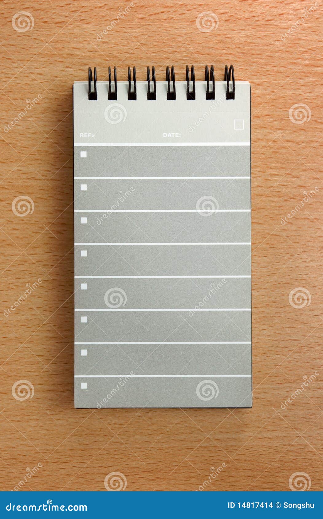 Notizblock auf der Tabelle stockfoto. Bild von anmerkung - 14817414