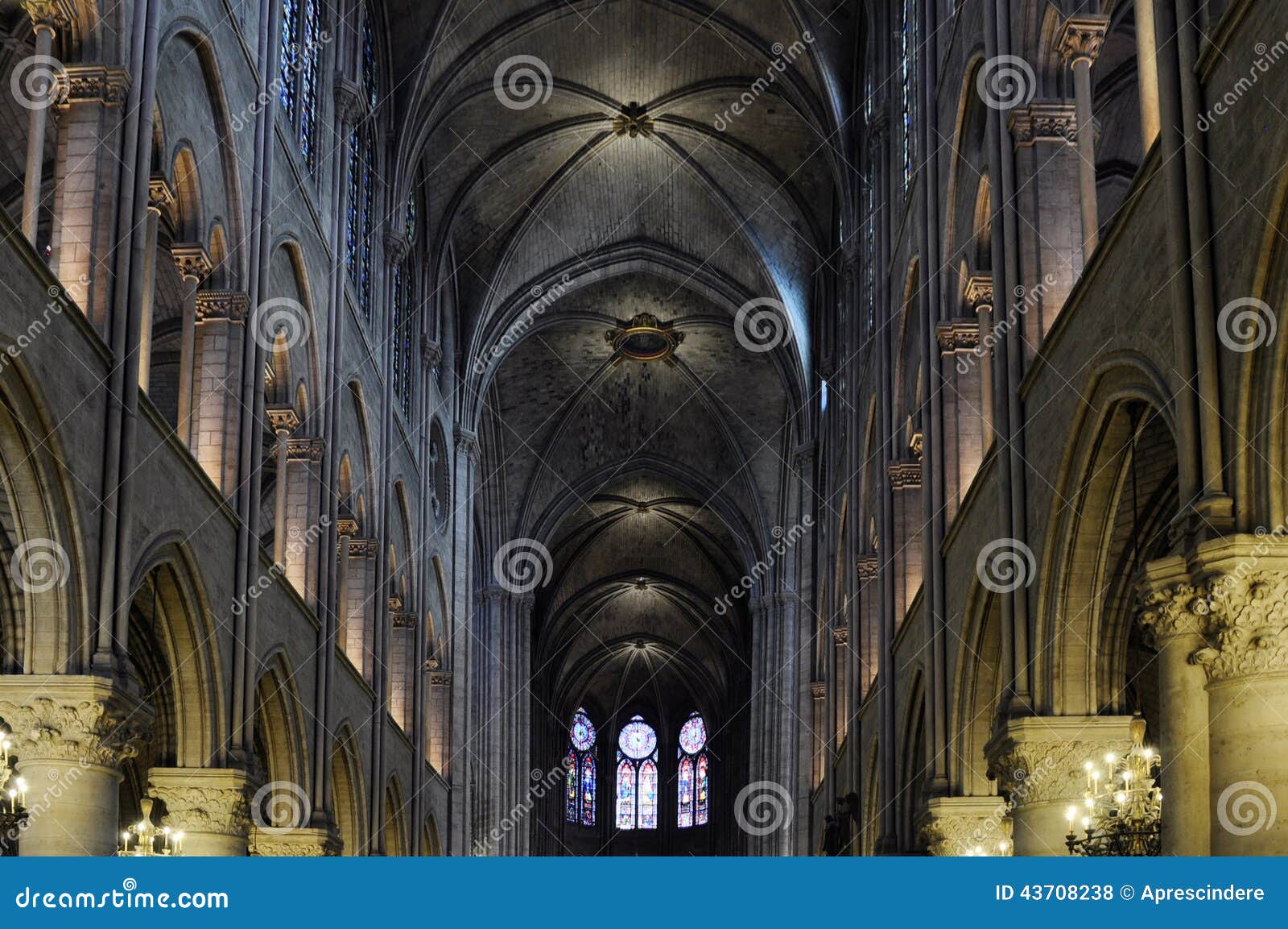 Notre Dame De Paris - Interior Editorial Stock Photo - Image of church ...