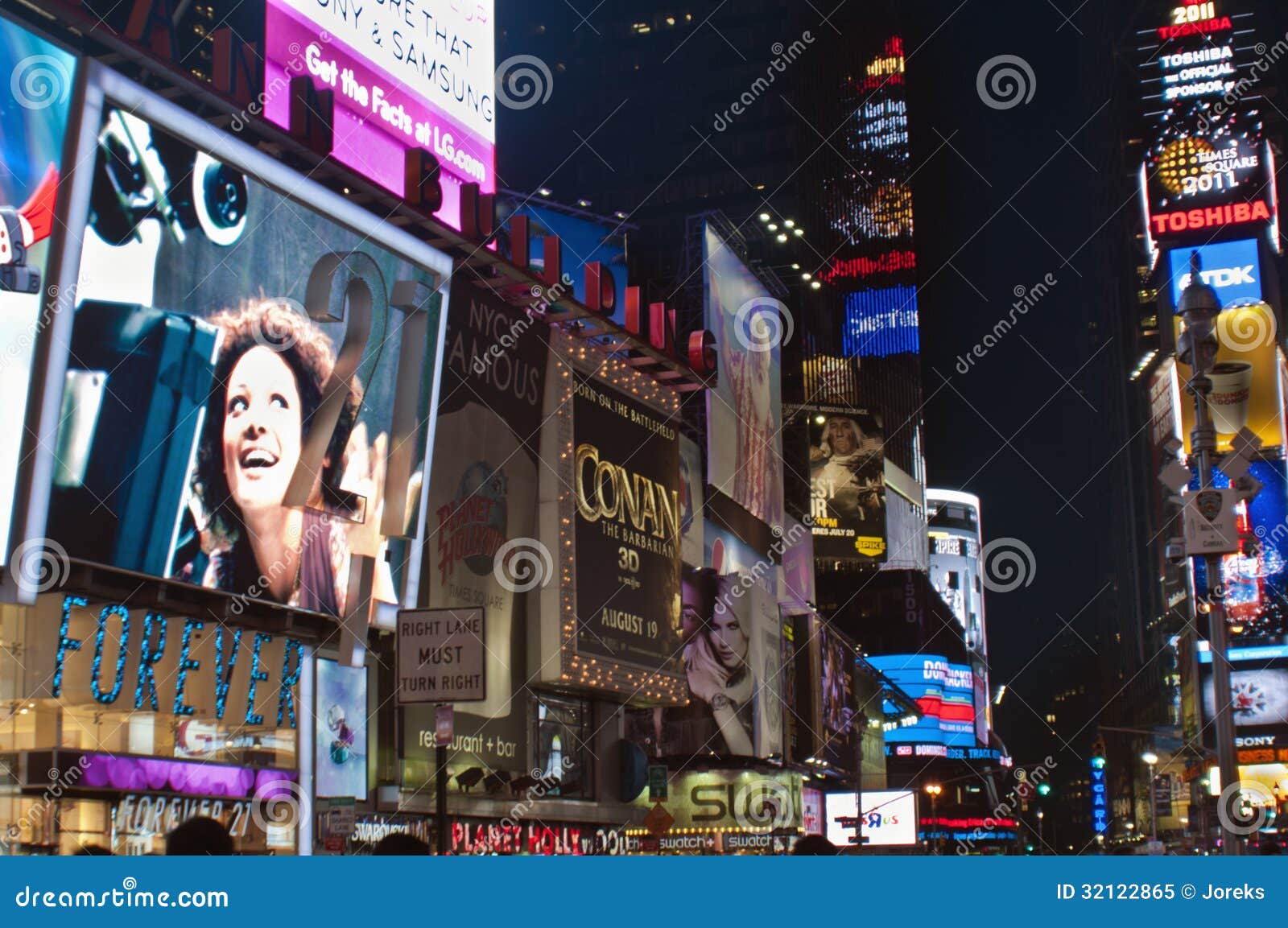 Notte Di New York Manhattan Time Square Immagine Editoriale - Immagine ...