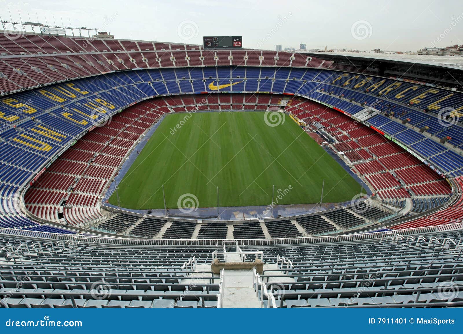 Nou Camp Stadium editorial photo. Image of supporters - 7911401