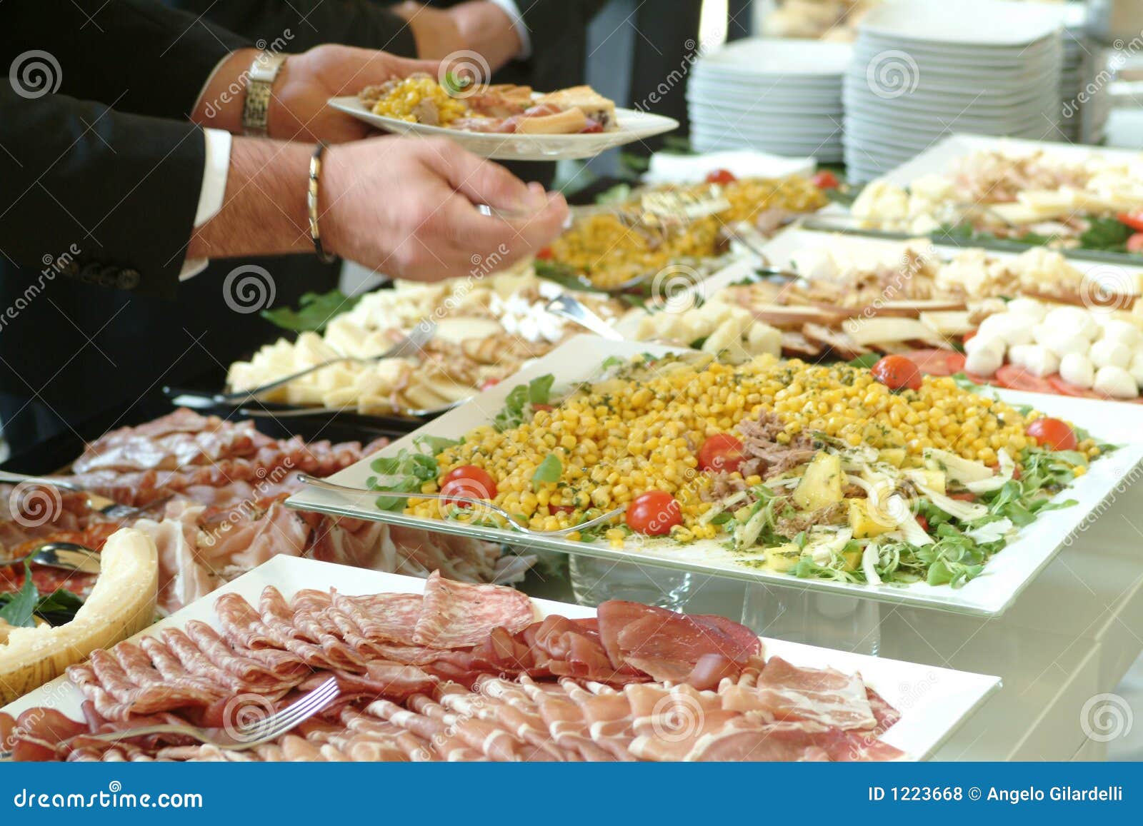 Nourriture de restauration photo stock. Image du approvisionnez - 1223668