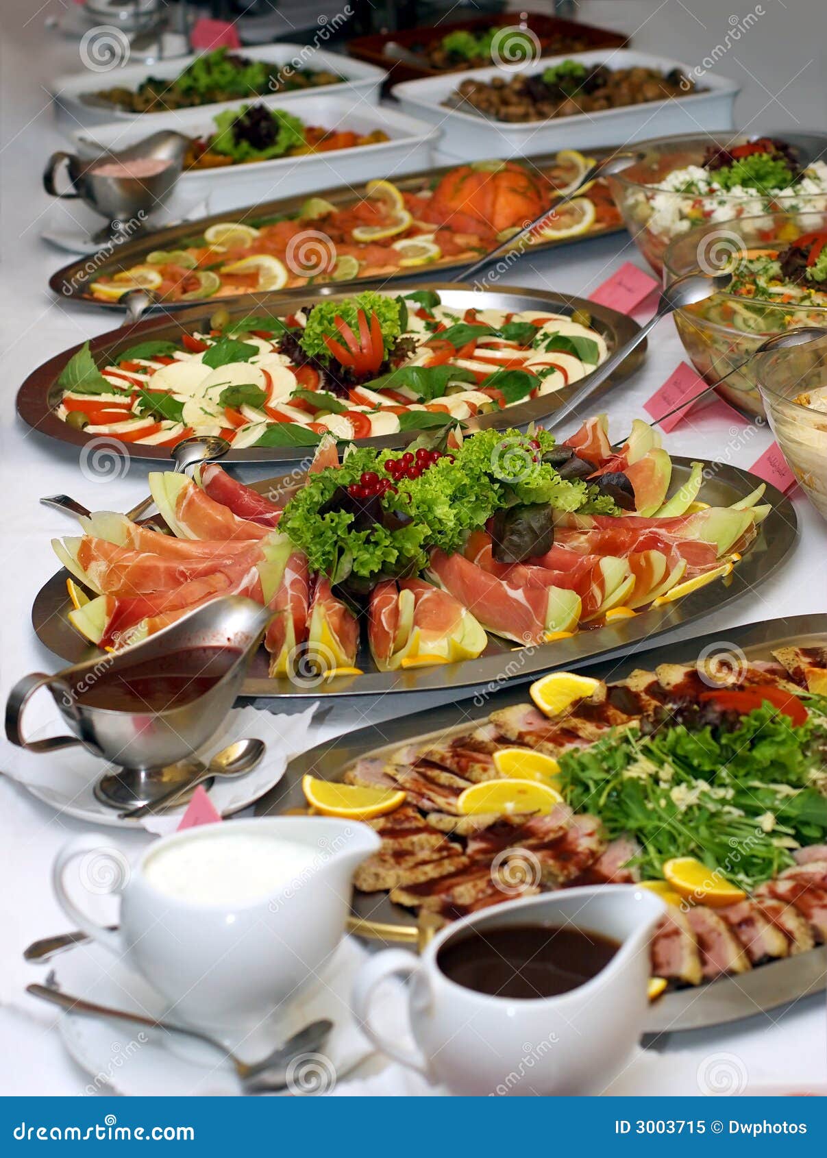 Nourriture de restauration image stock. Image du préparé - 3003715