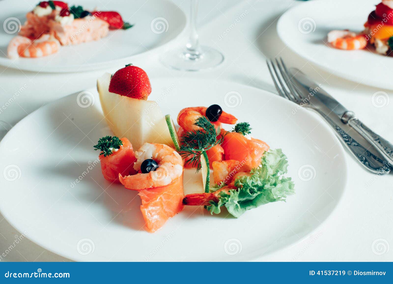 Nourriture de restauration image stock. Image du frais - 41537219