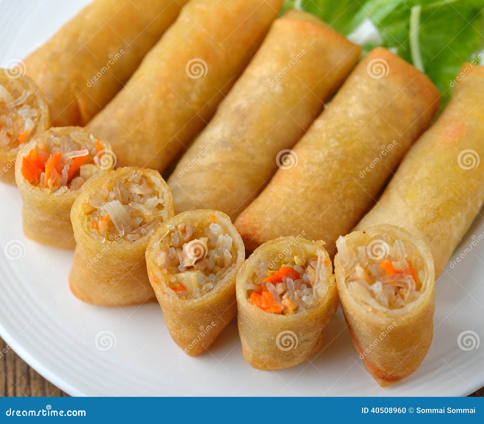 Nourriture Traditionnelle Chinoise Frite De Roulis De Source Photo ...