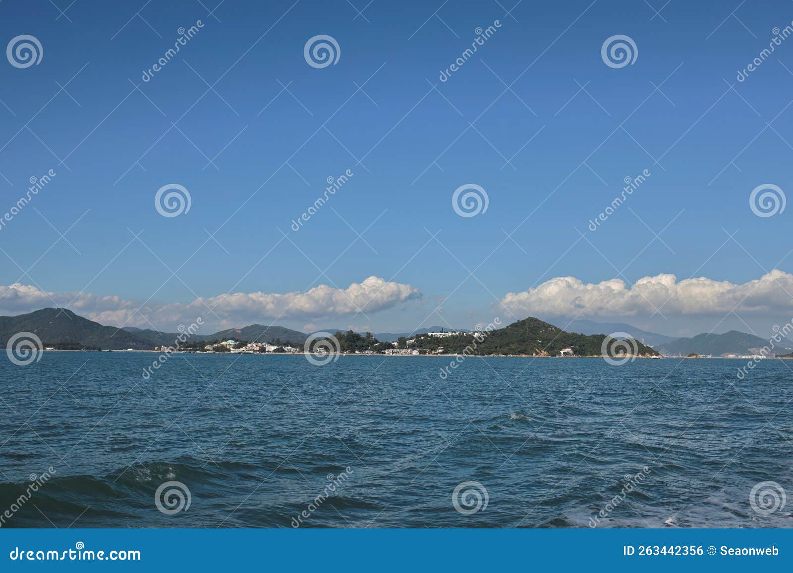 29 Nov 2022 the Outer Harbour of the Hong Kong Harbor Stock Photo ...