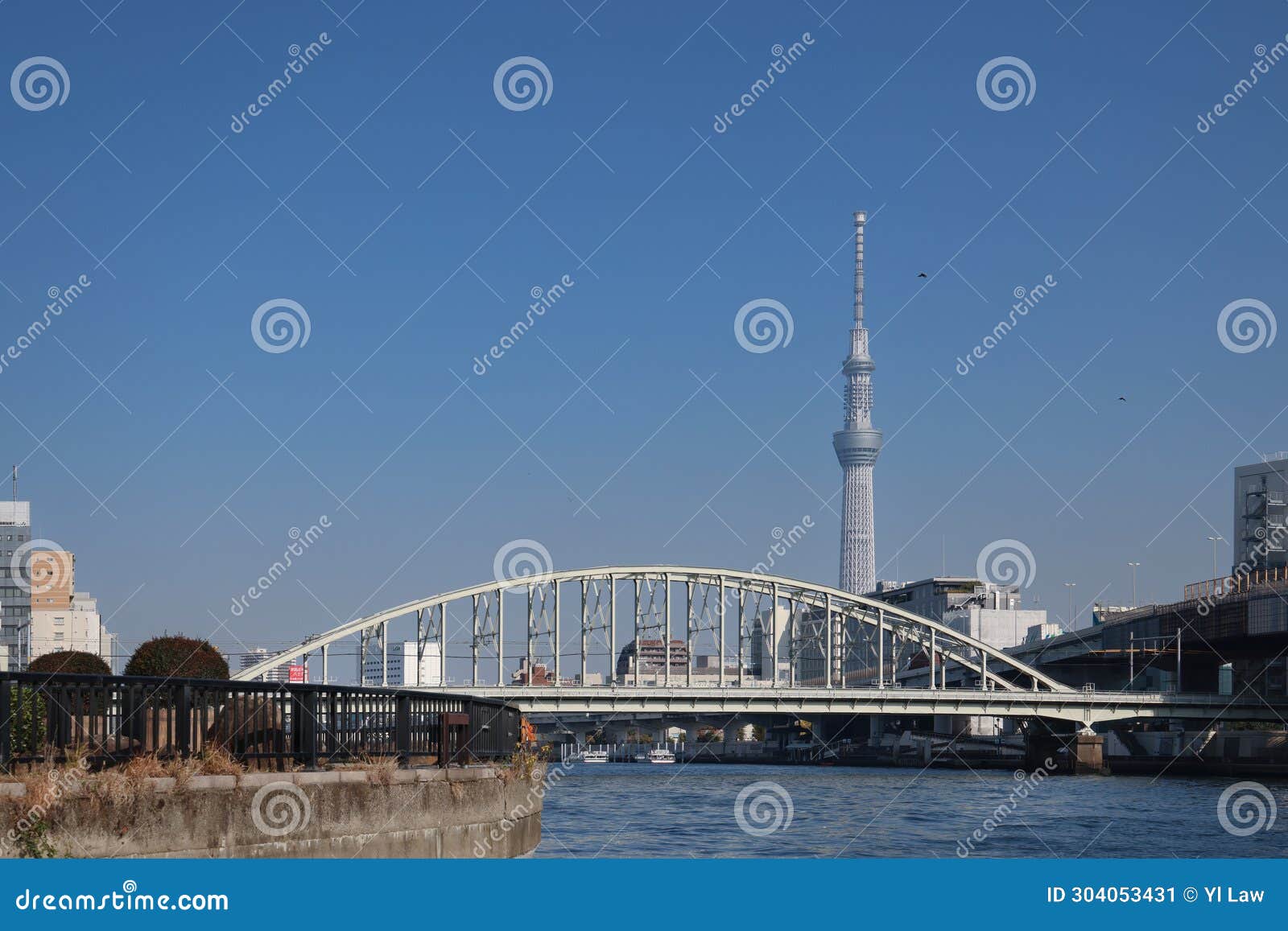 Nov 27 2023 Ryogoku Bridge, the Landscape of the Sumida River Editorial ...