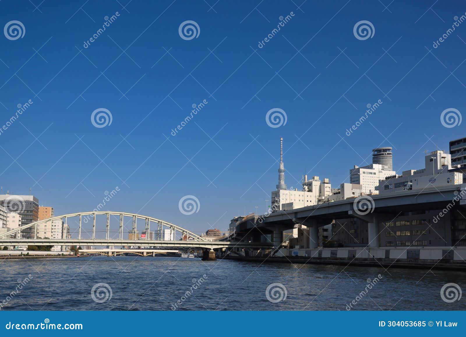 Nov 27 2023 Ryogoku Bridge, the Landscape of the Sumida River Editorial ...