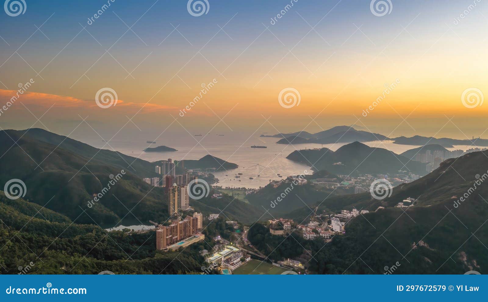 Nov 4 2023 View of Deep Water Bay and Repulse Bay Editorial Stock Image ...