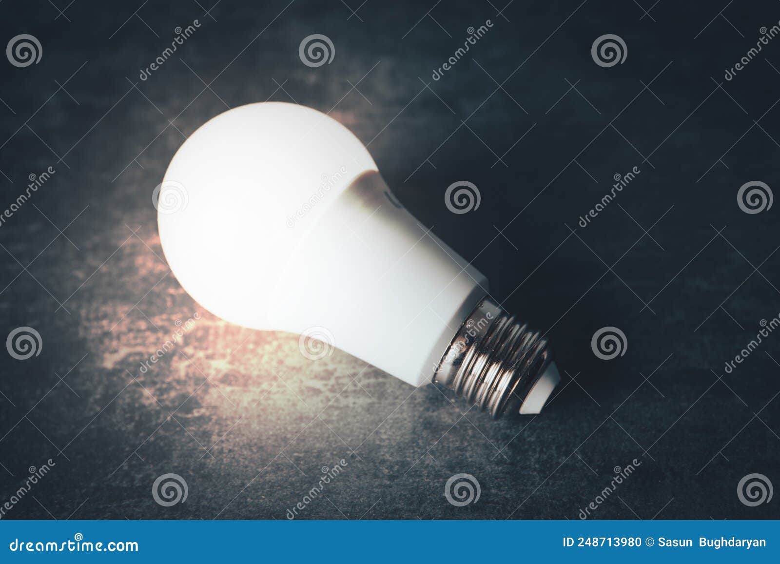 Novas Ideias Com Tecnologia Inovadora Foto de Stock - Imagem de idéia ...