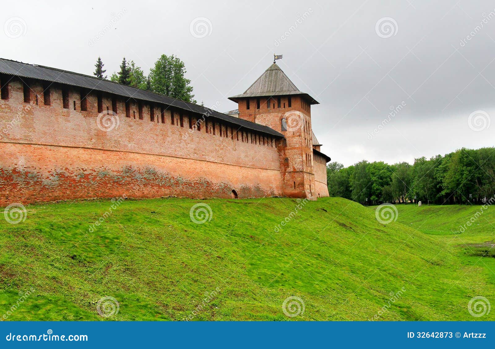 Novgorod Kremlin, Russia stock image. Image of aged, lawn - 32642873