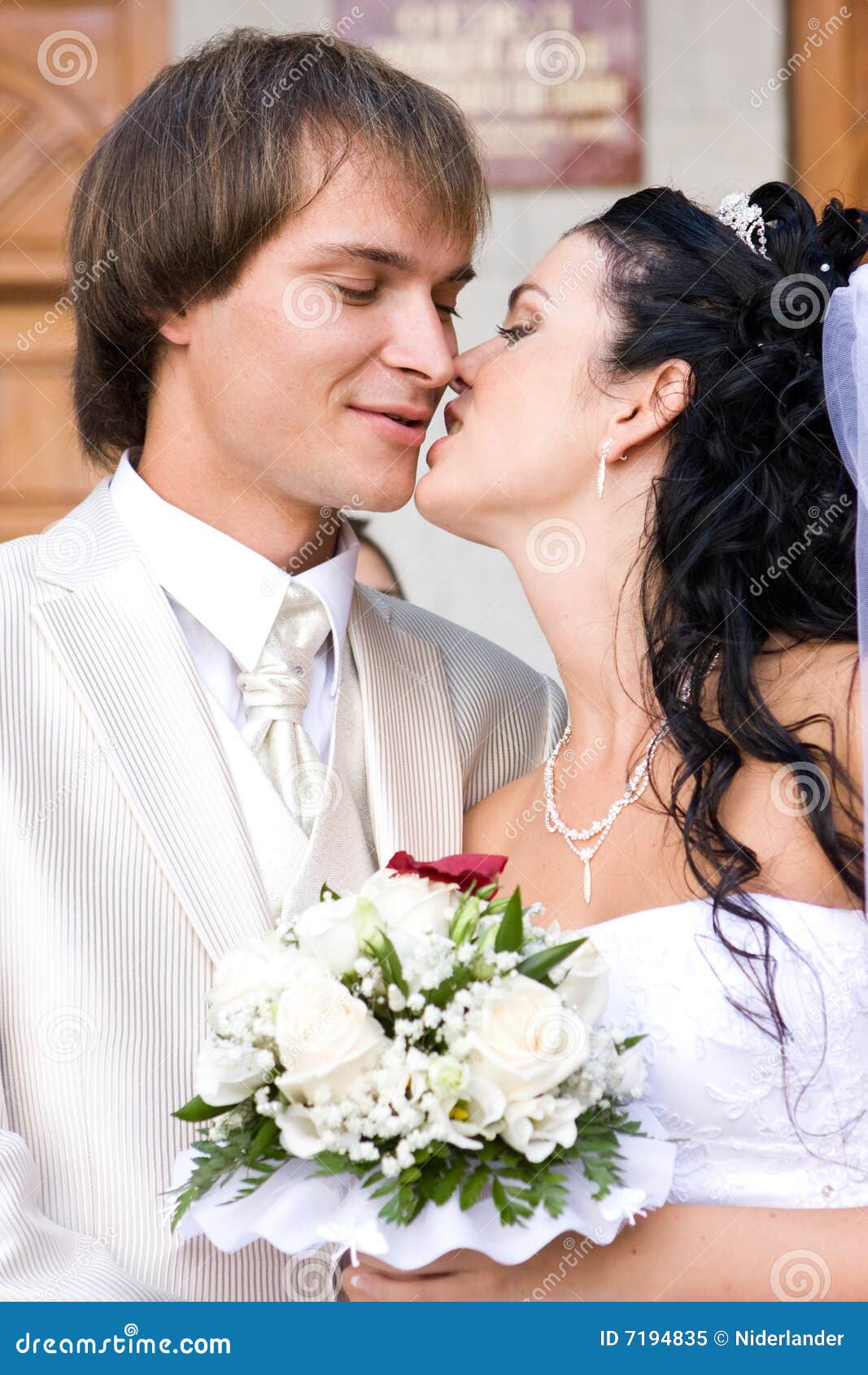 Novia y novio imagen de archivo. Imagen de pares, humano - 7194835