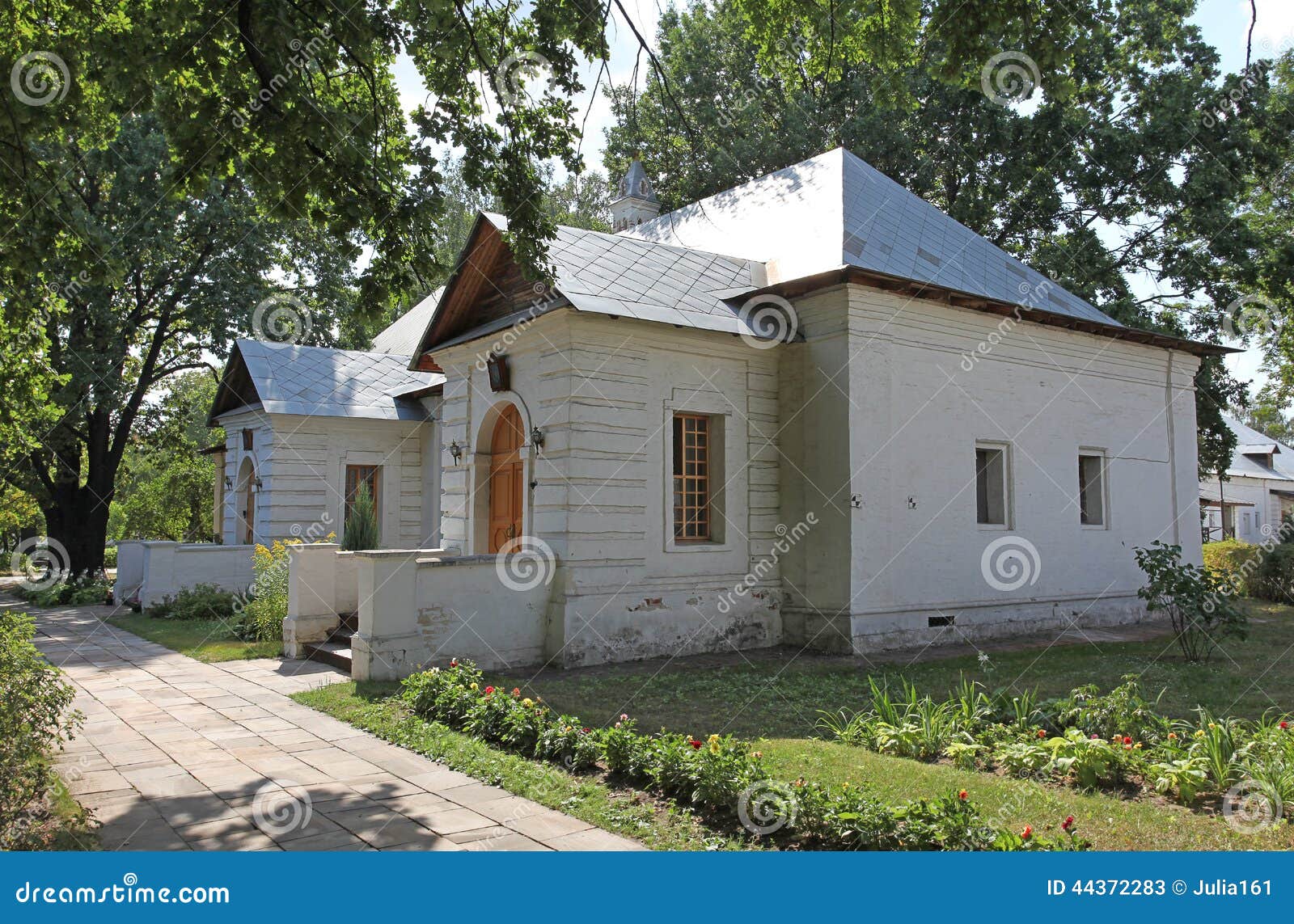 Novodevichiy Convent, Moscow Stock Image - Image of chamber, people ...