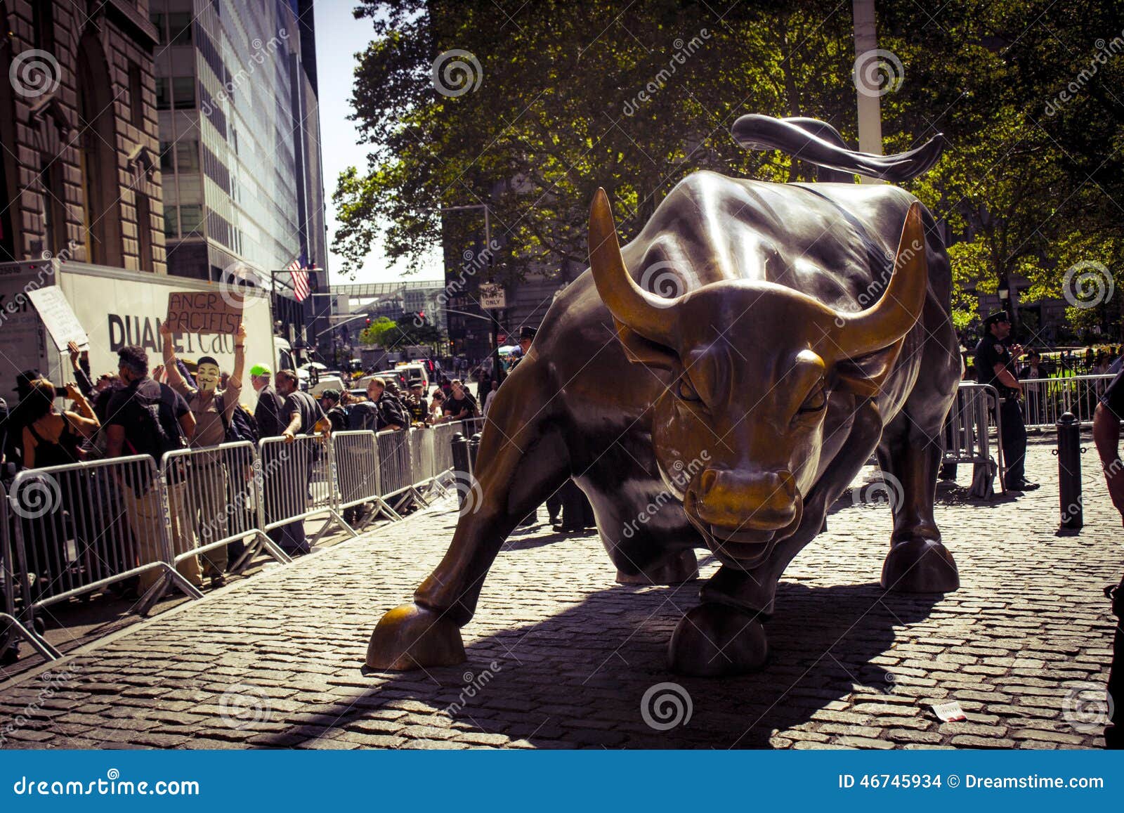 Nowy Jork Wall Street byk obraz stock editorial. Obraz złożonej z ...